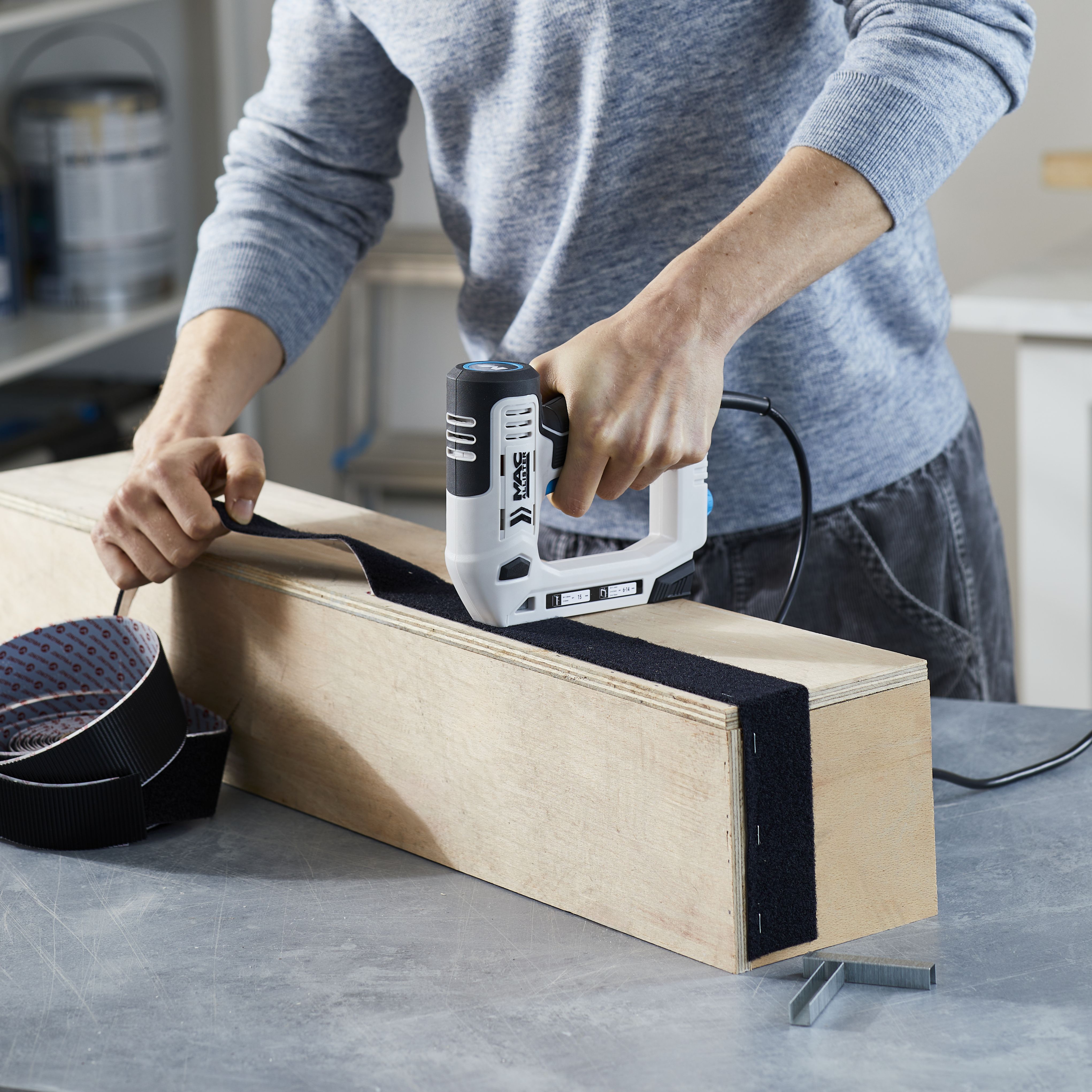Mac Allister 230V 15mm Second fix Corded Straight Nail gun & stapler ...