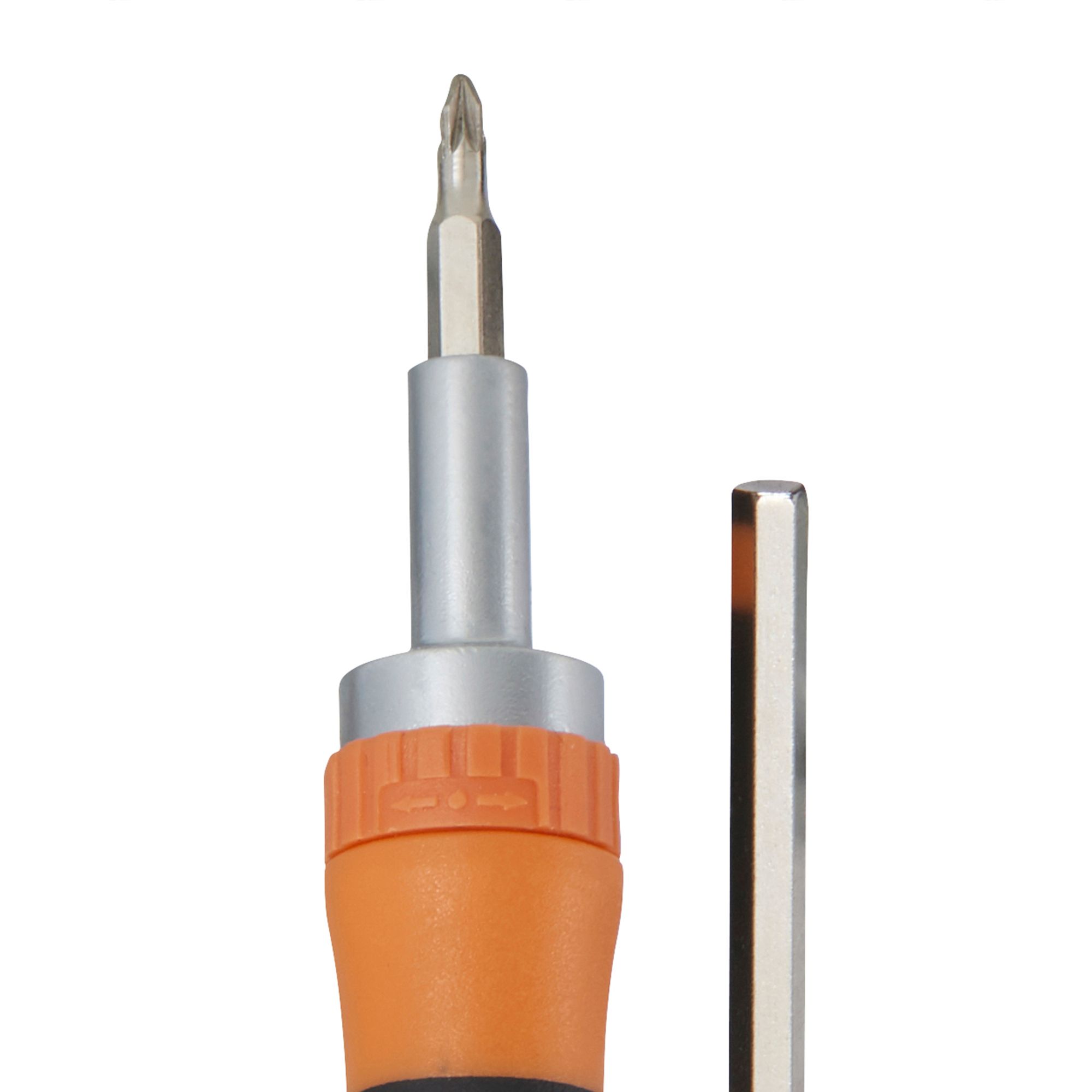 Magnusson 22 Piece Ratchet screwdriver set | DIY at B&Q