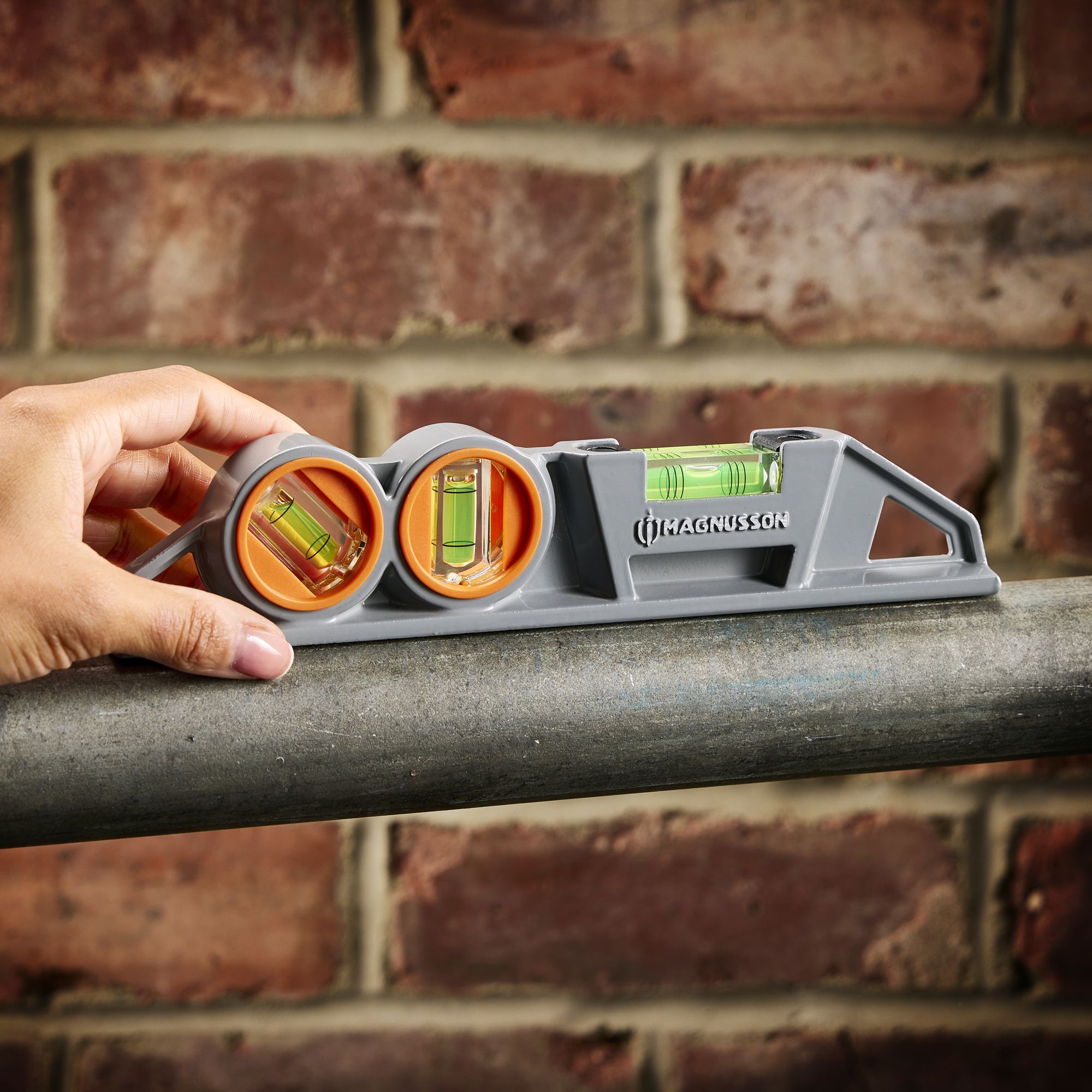 Magnusson 250mm Black & orange Aluminium Spirit level