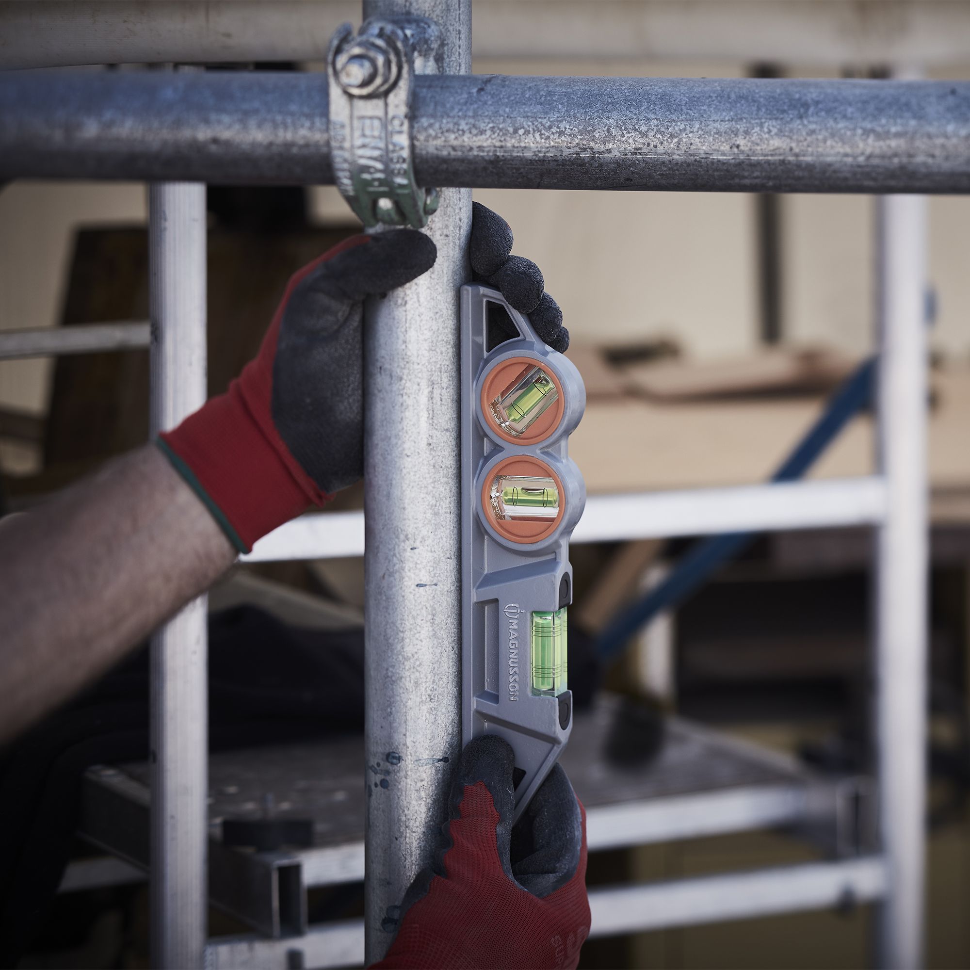 Magnusson 250mm Black & orange Aluminium Spirit level