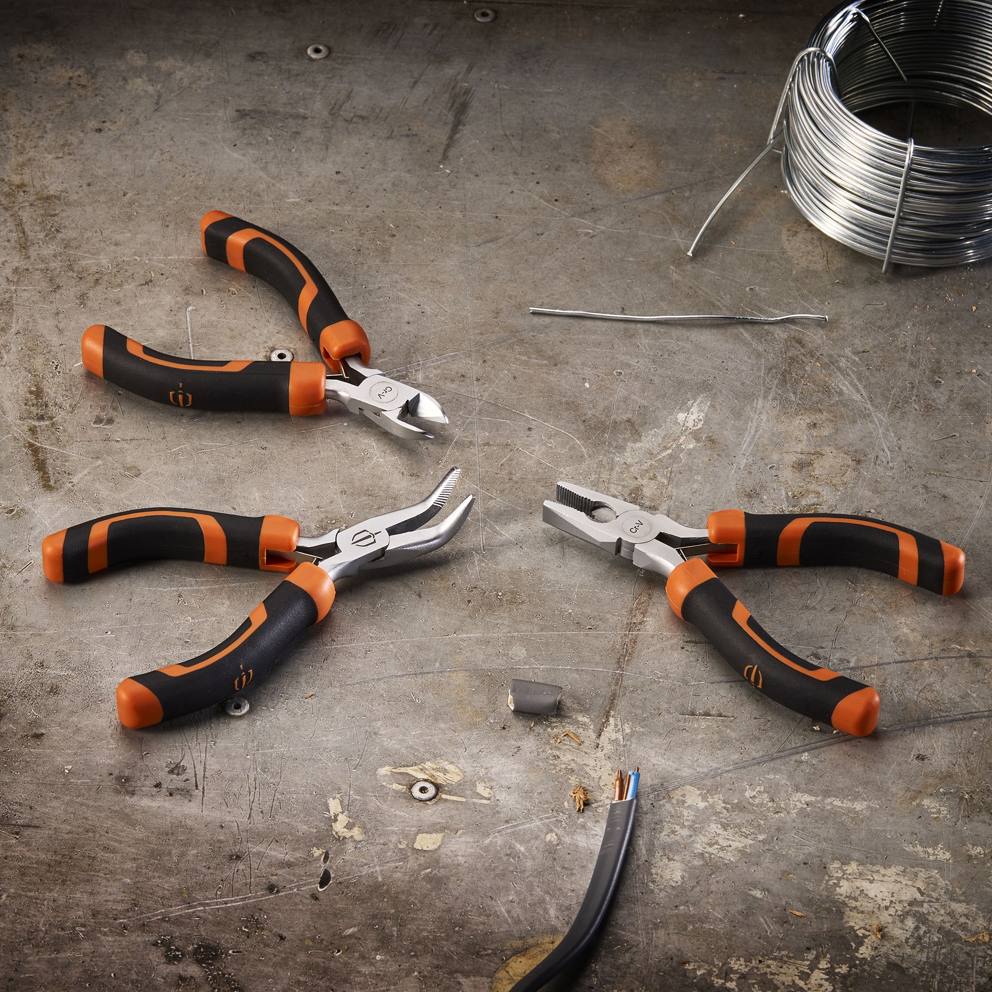 Magnusson 3 piece Chrome vanadium steel Mini pliers set PL113 Comfort grip