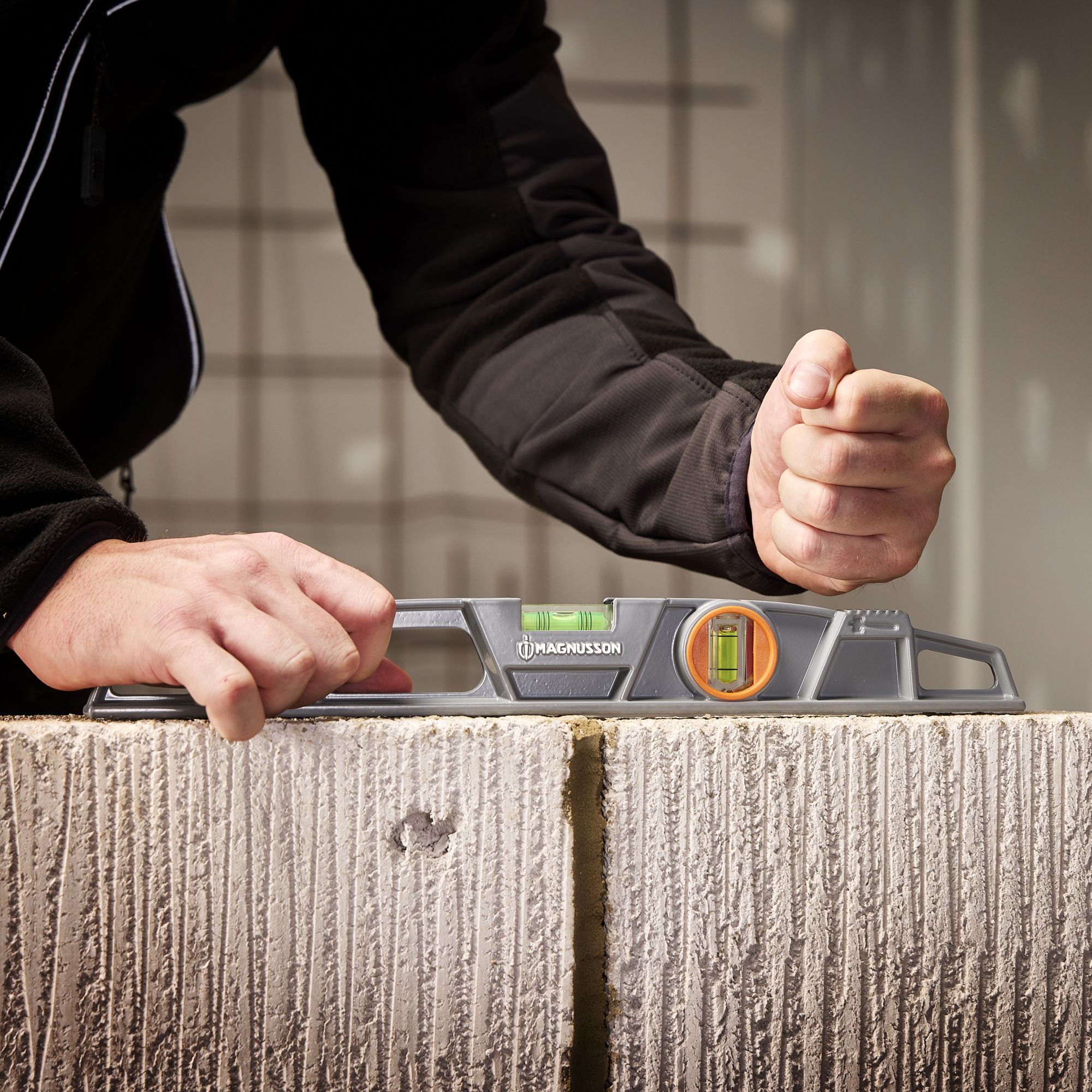 Magnusson 400mm Magnetic Bridge Spirit level - LV1101