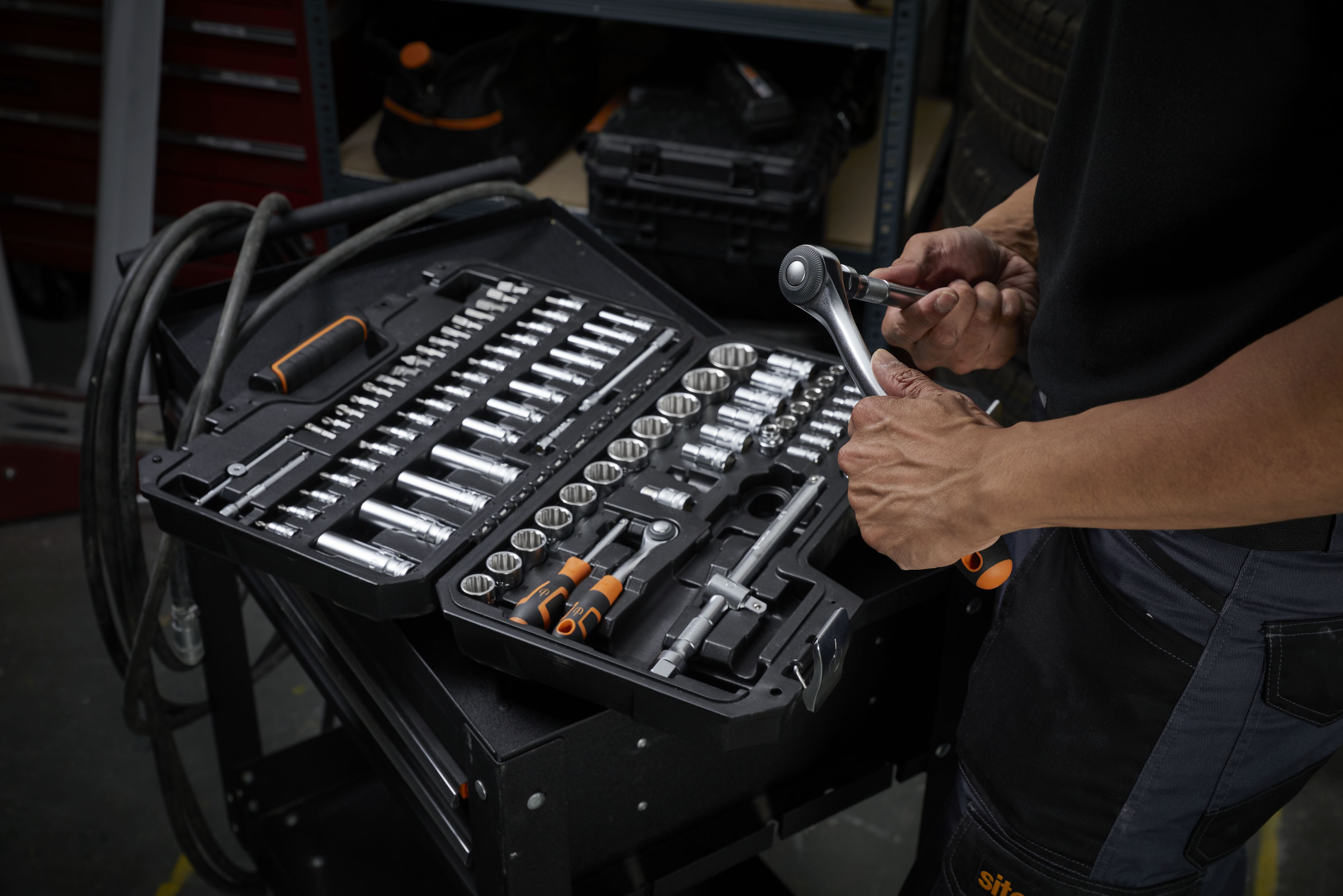 Magnusson 94 piece Mixed Drive Socket set