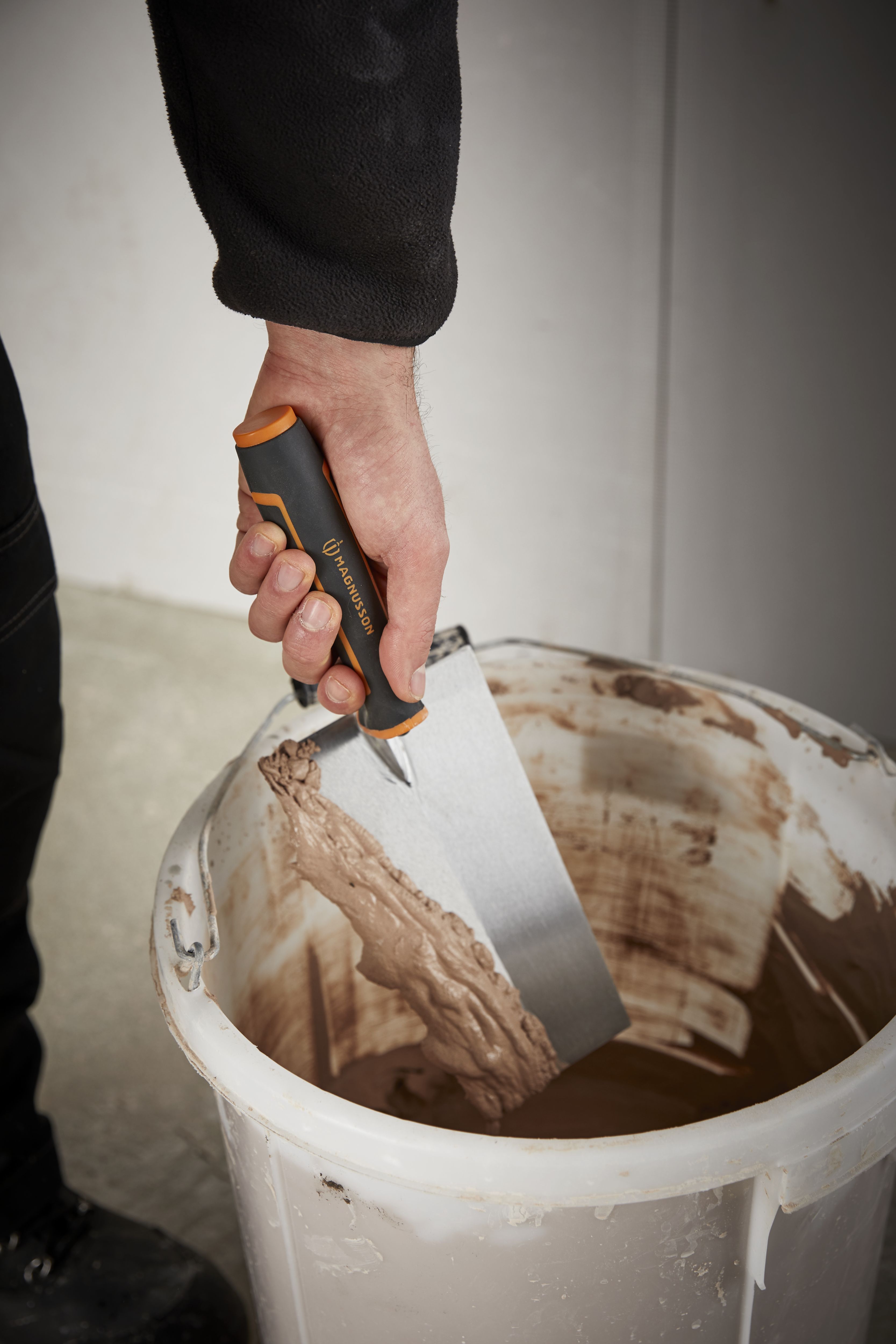 B&q bucket trowel store
