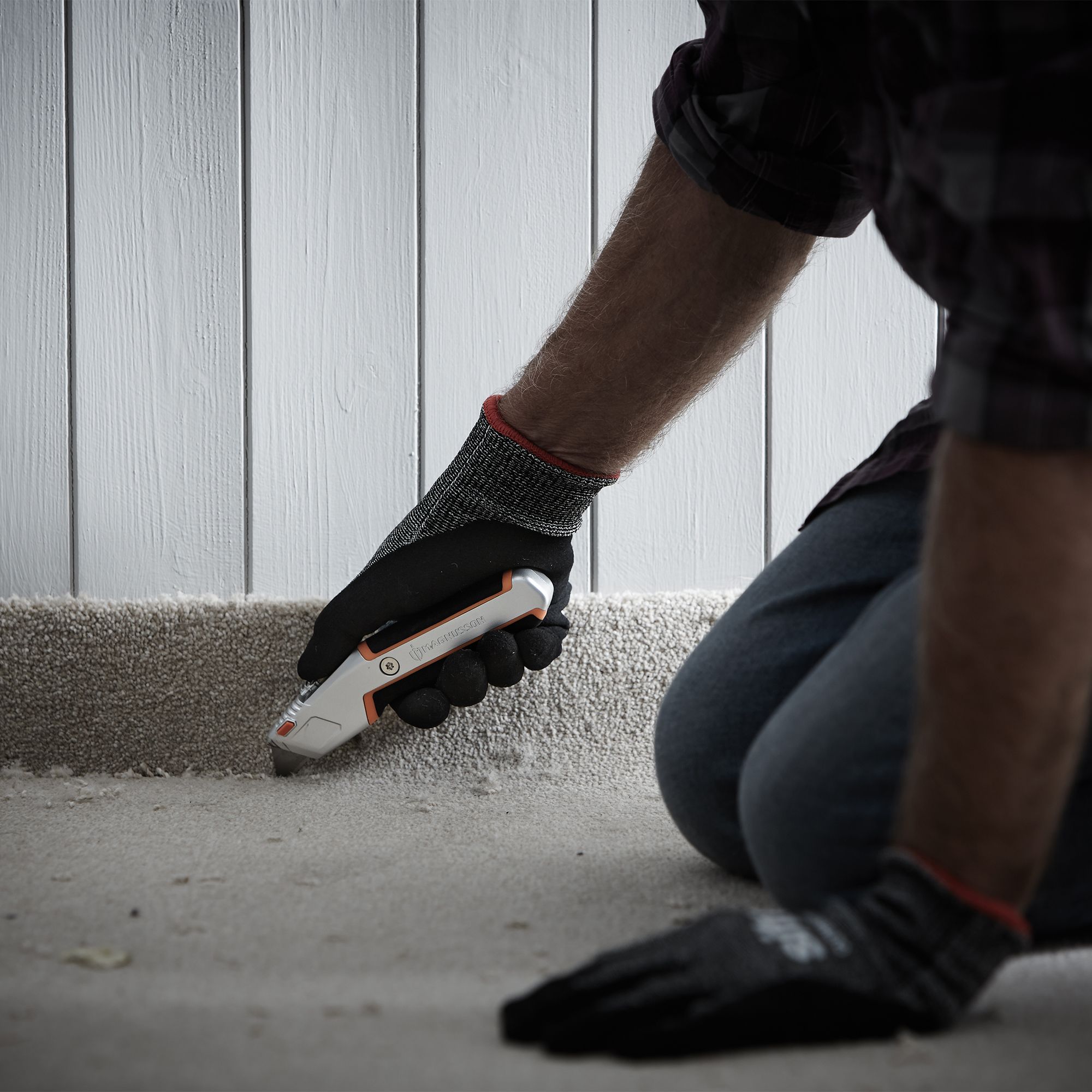 Magnusson Multicolour Retractable knife