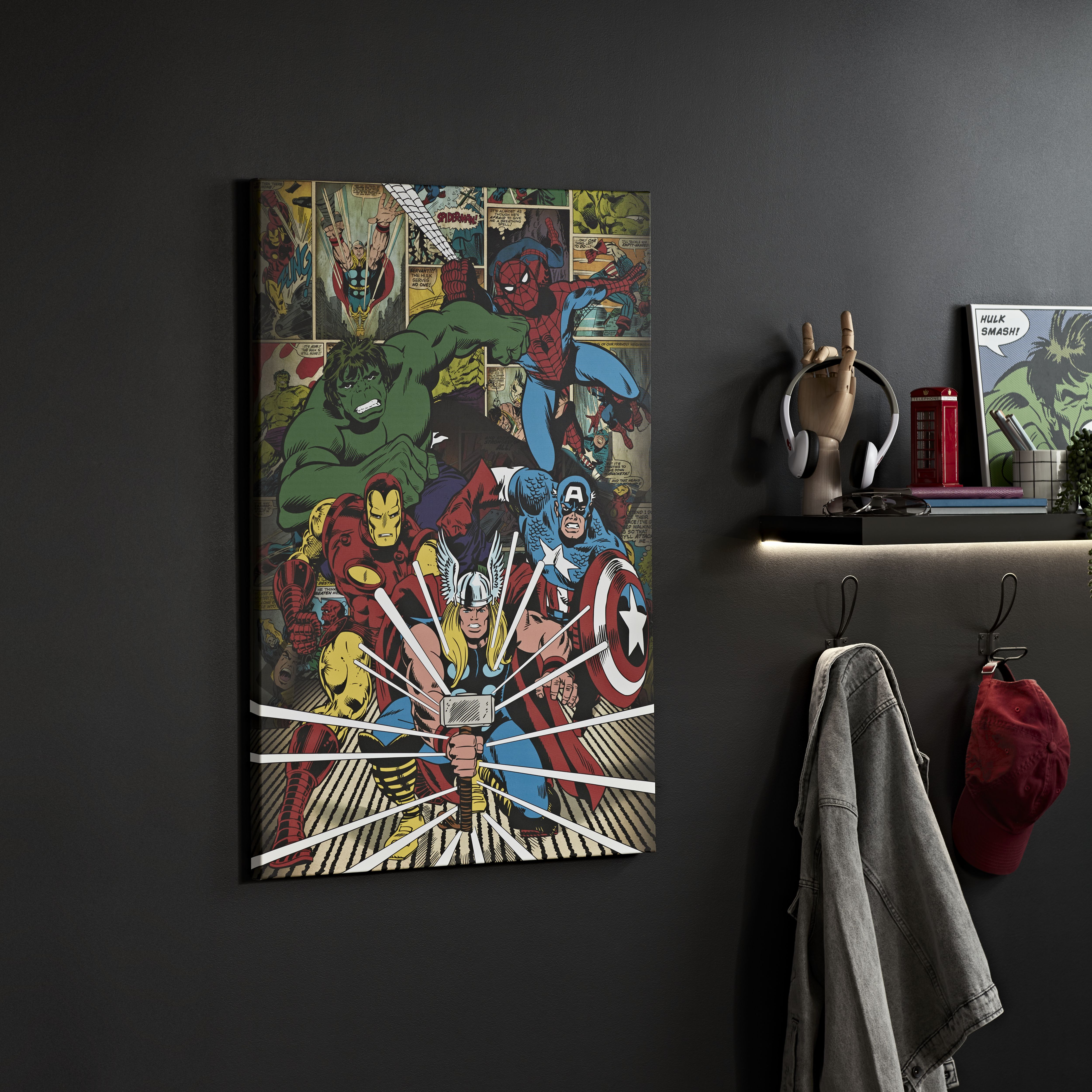 Marvel Avenger Multicolour Canvas art (H)90cm x (W)60cm