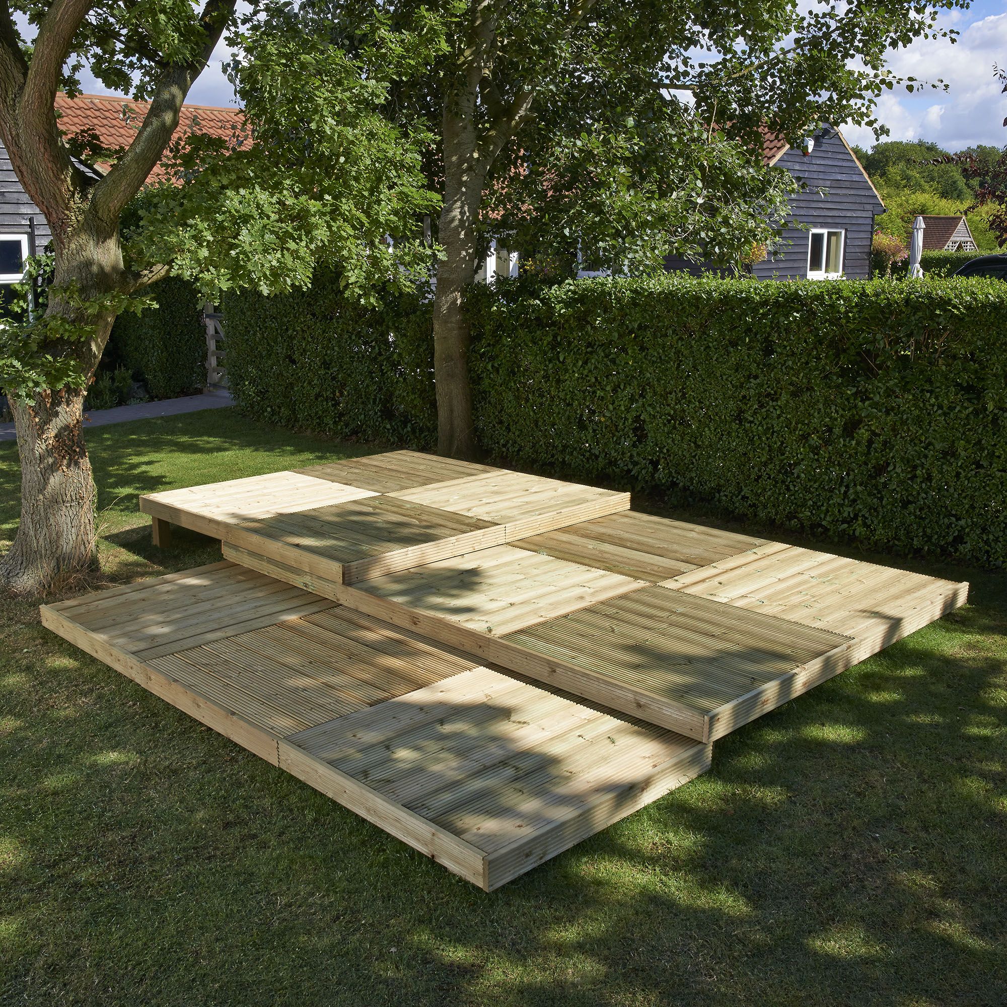 Metsä Wood Deck² Easy build Spruce Modular deck system, 5.76m² | DIY at B&Q