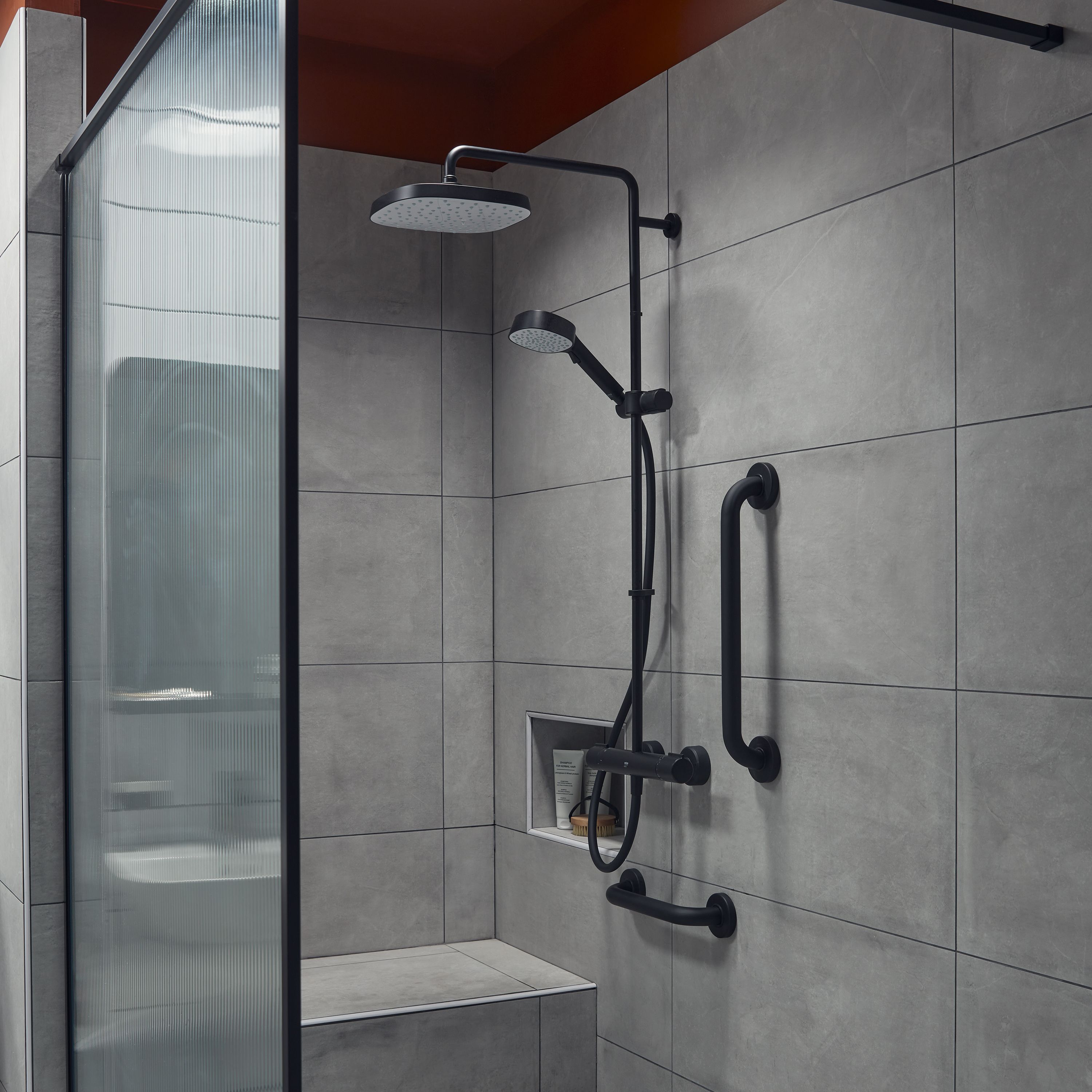 Mira Atom Matt Black Dual H/P combi mixer Shower with 2 heads & 1.25m ...