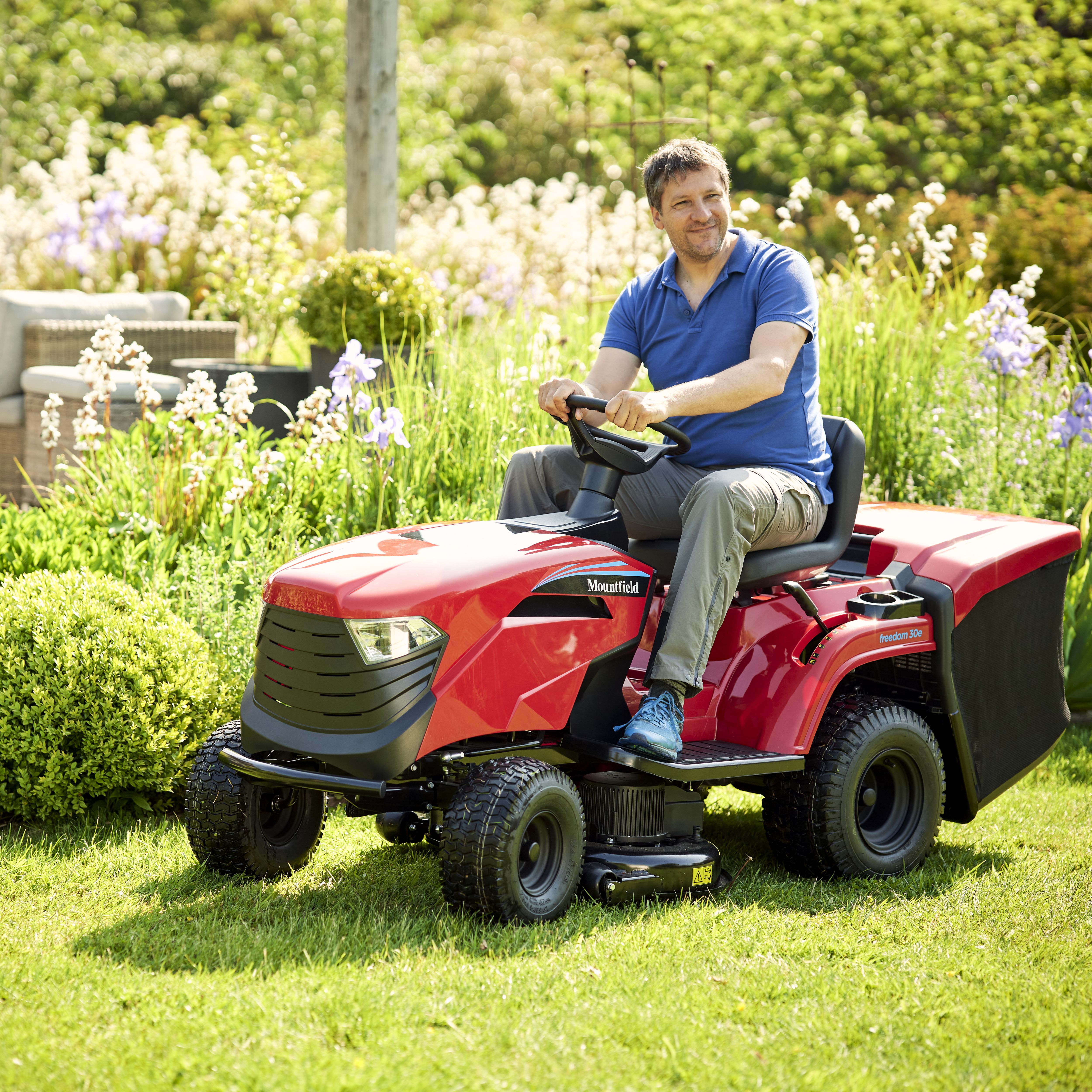 Mountfield Freedom 30E 2T2200483/M22 Battery-powered Ride-on lawnmower 48V