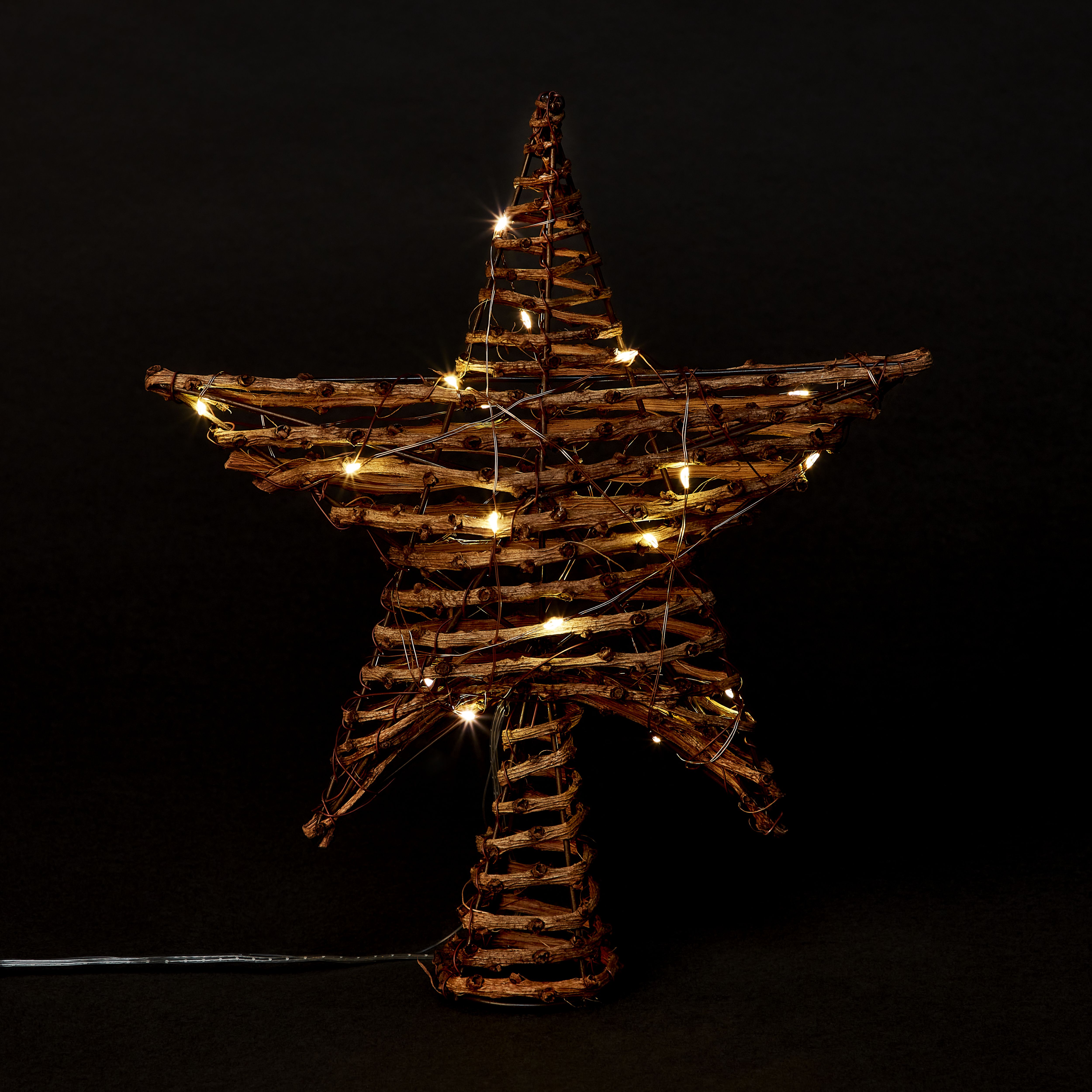 Natural Metal & rattan Star Battery-powered Tree topper