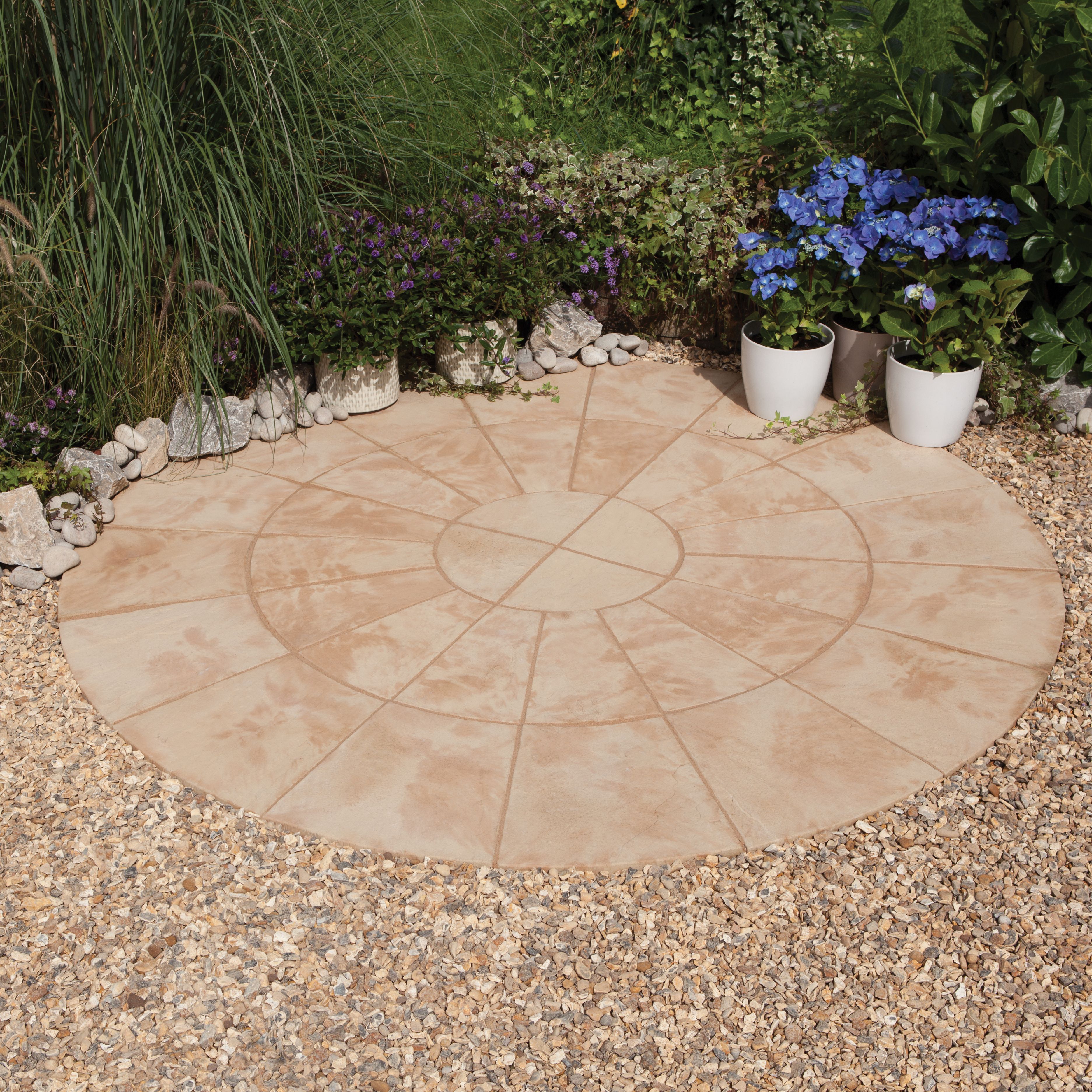 Old riven Autumn cotswold Paving set 4.52m², Pack of 34 | DIY at B&Q