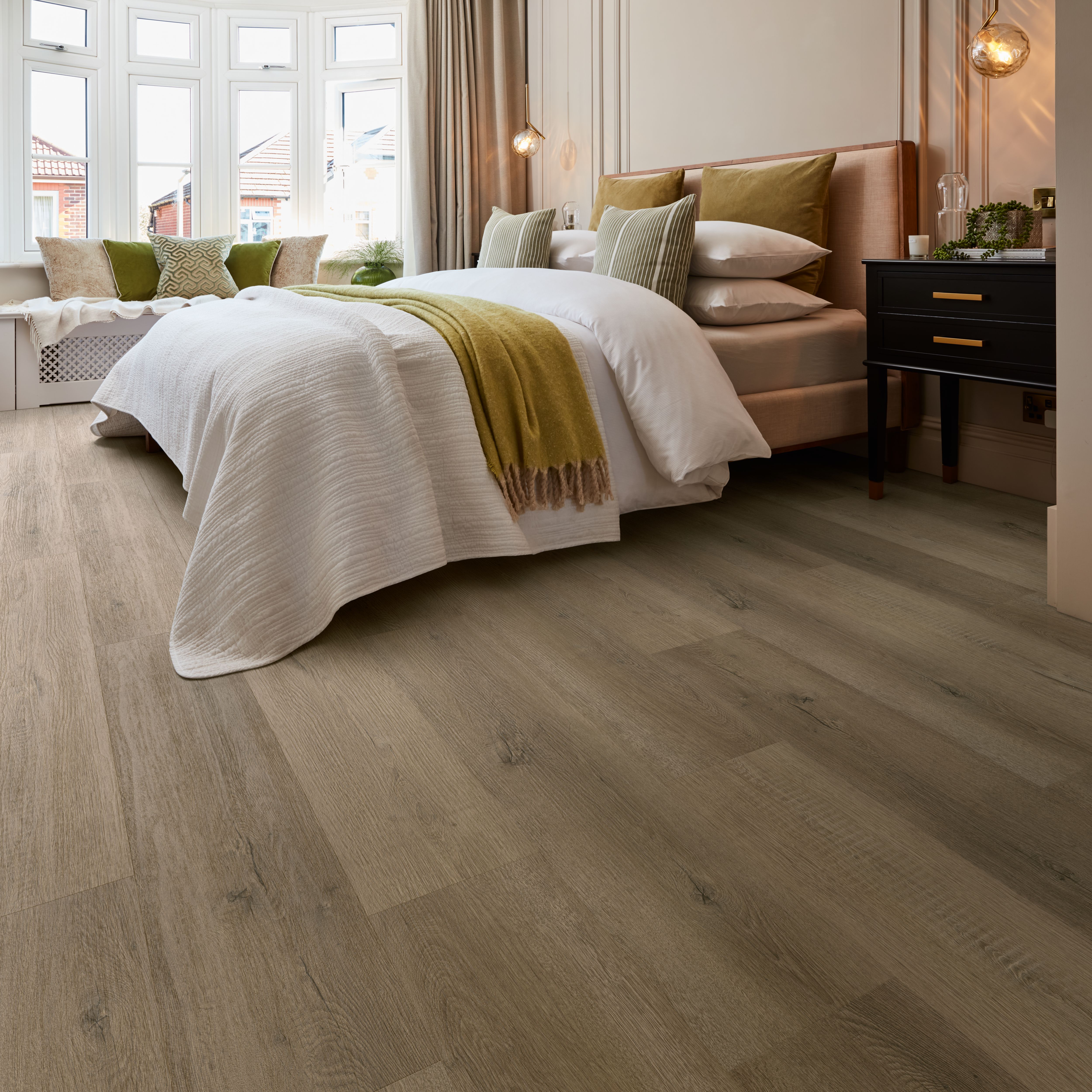 Palio by Karndean Mid Brown Oak effect Embossed Luxury vinyl click ...