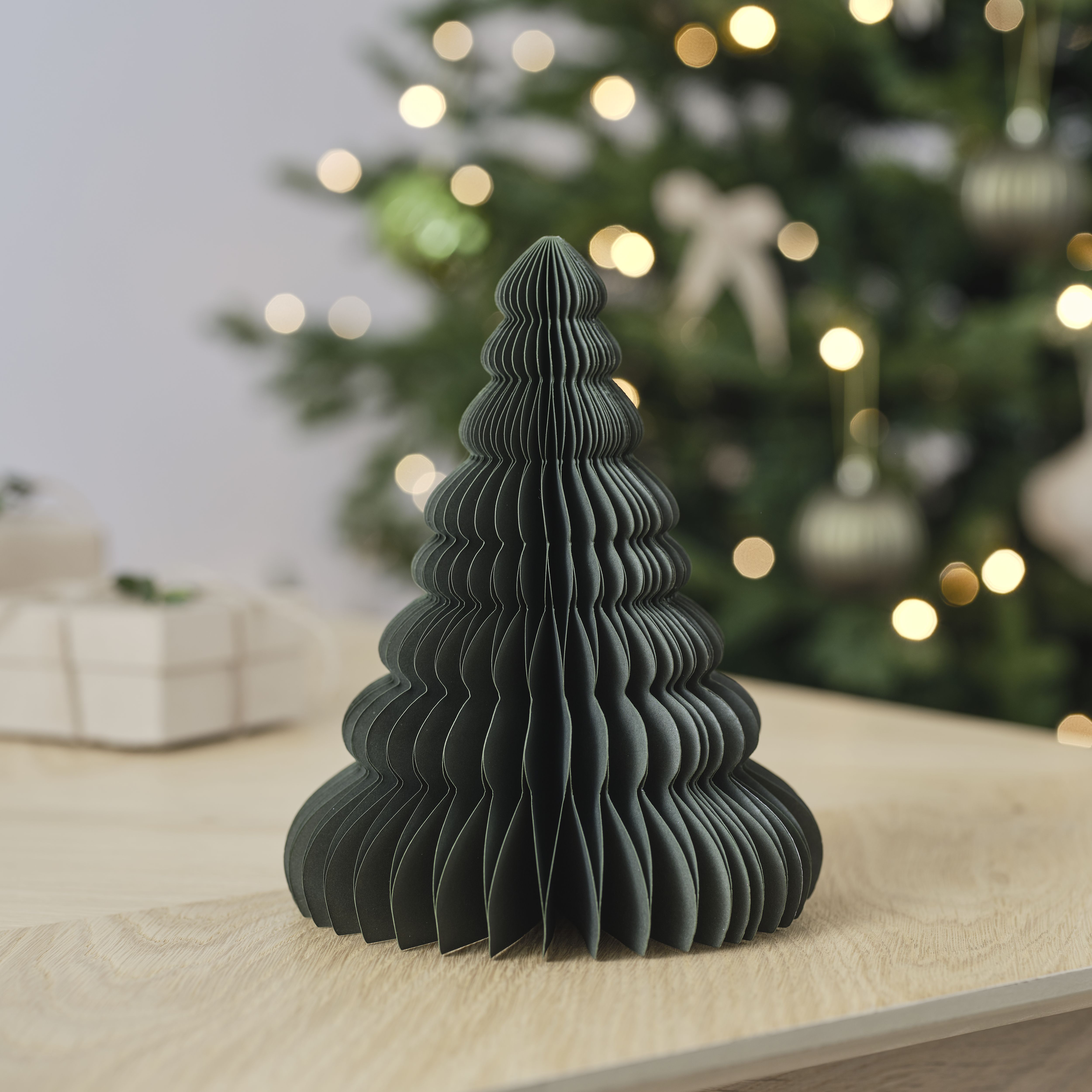 Paper tree Table top decoration, (H)200mm - Green