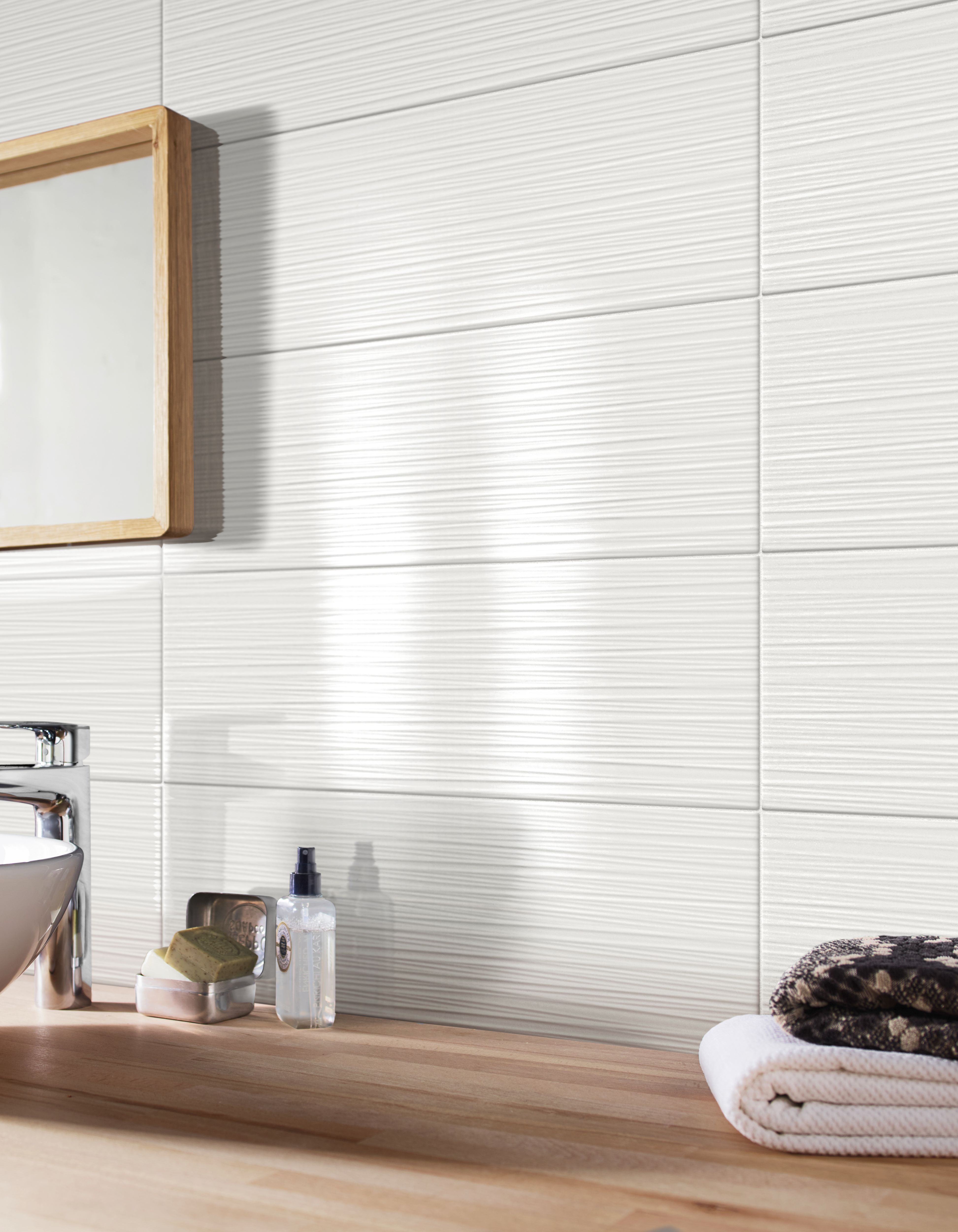 Plain White Gloss Thin line Embossed Ceramic Indoor Wall Tile, Pack of ...