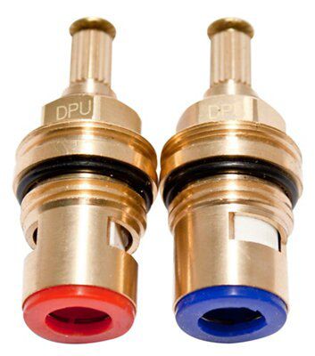 Plumbsure Brass Threaded Tap gland (Dia)12.7mm, Pack of 2 | DIY at B&Q