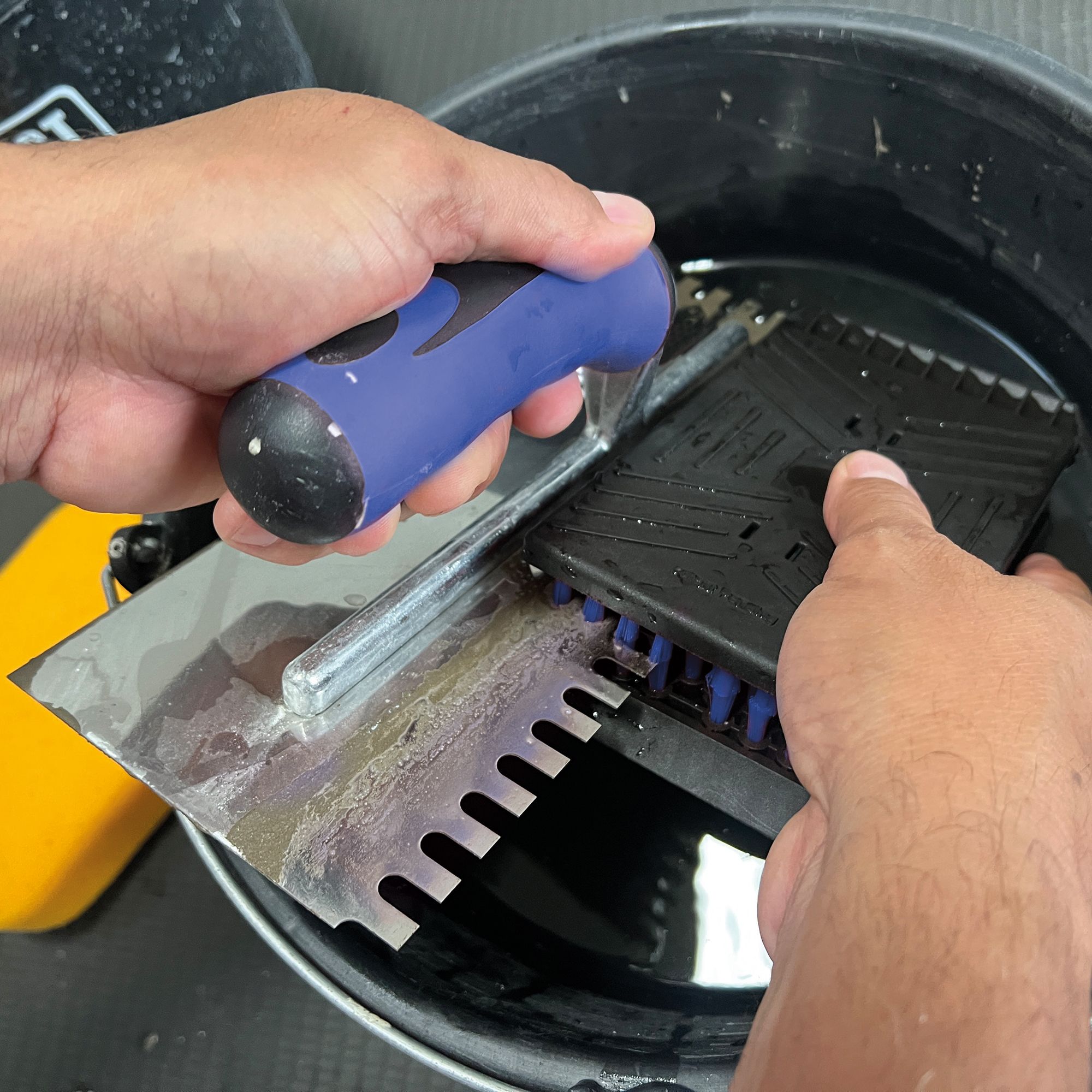 QEP Xtreme Pro Trowel cleaner brush