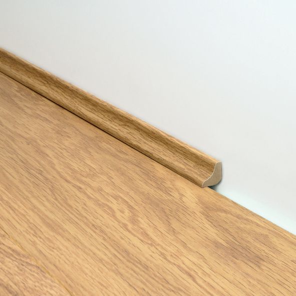 Quick-step 611399 Oak effect Scotia trim, 240cm | DIY at B&Q