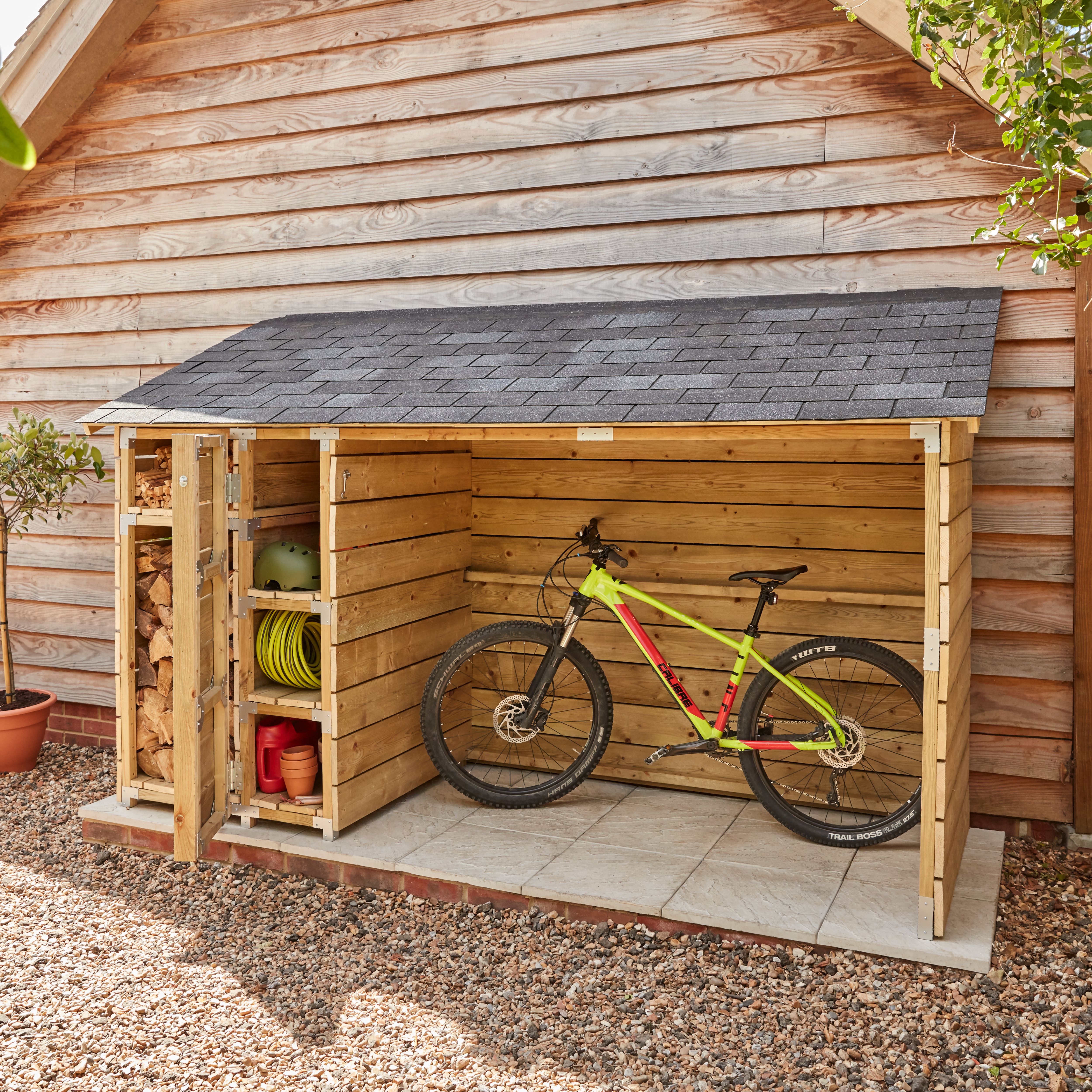 R4C Smooth Planed Treated Whitewood Stick timber (L)2.4m (W)60mm (T)60mm