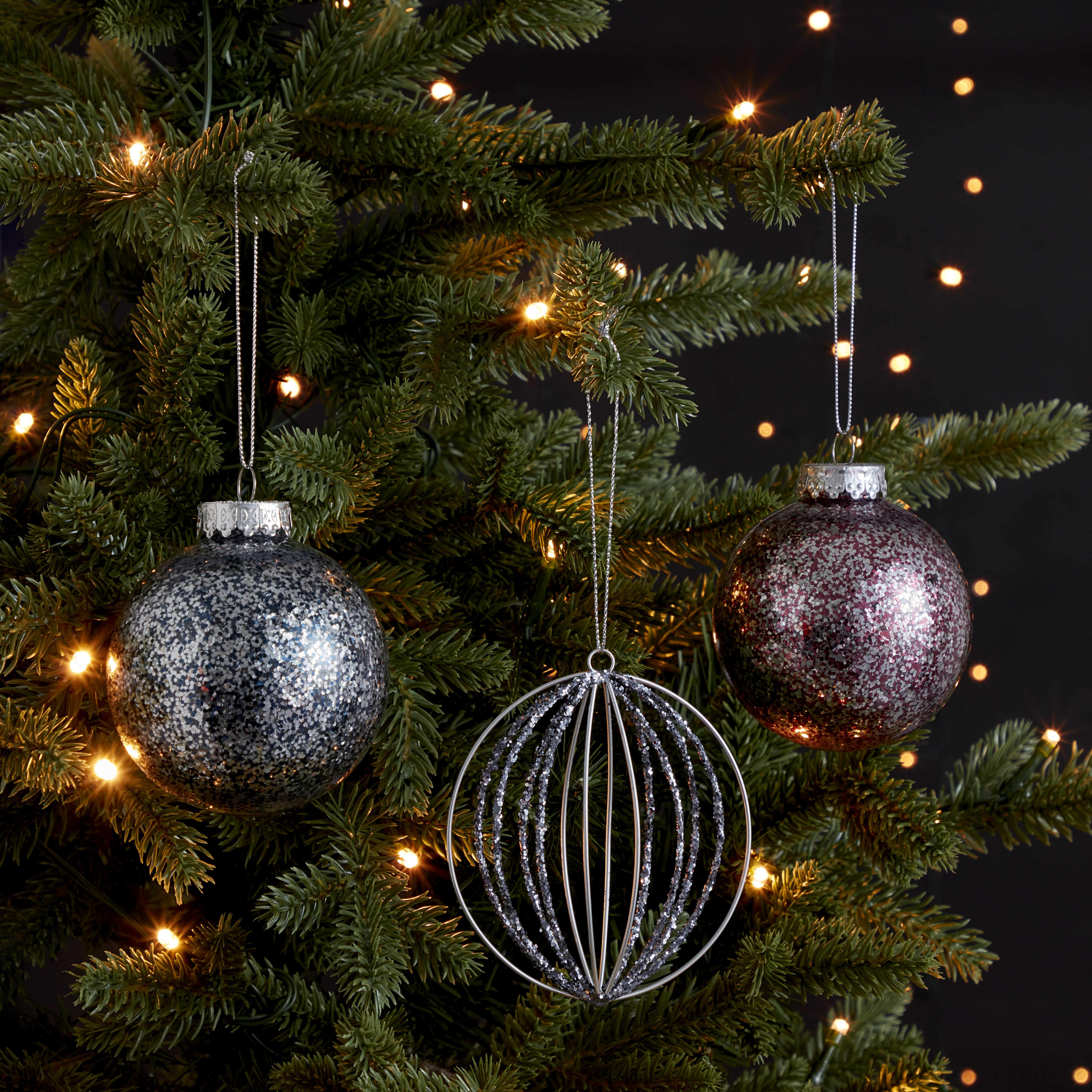 Red & silver Glitter effect Plastic Speckled sequin Bauble