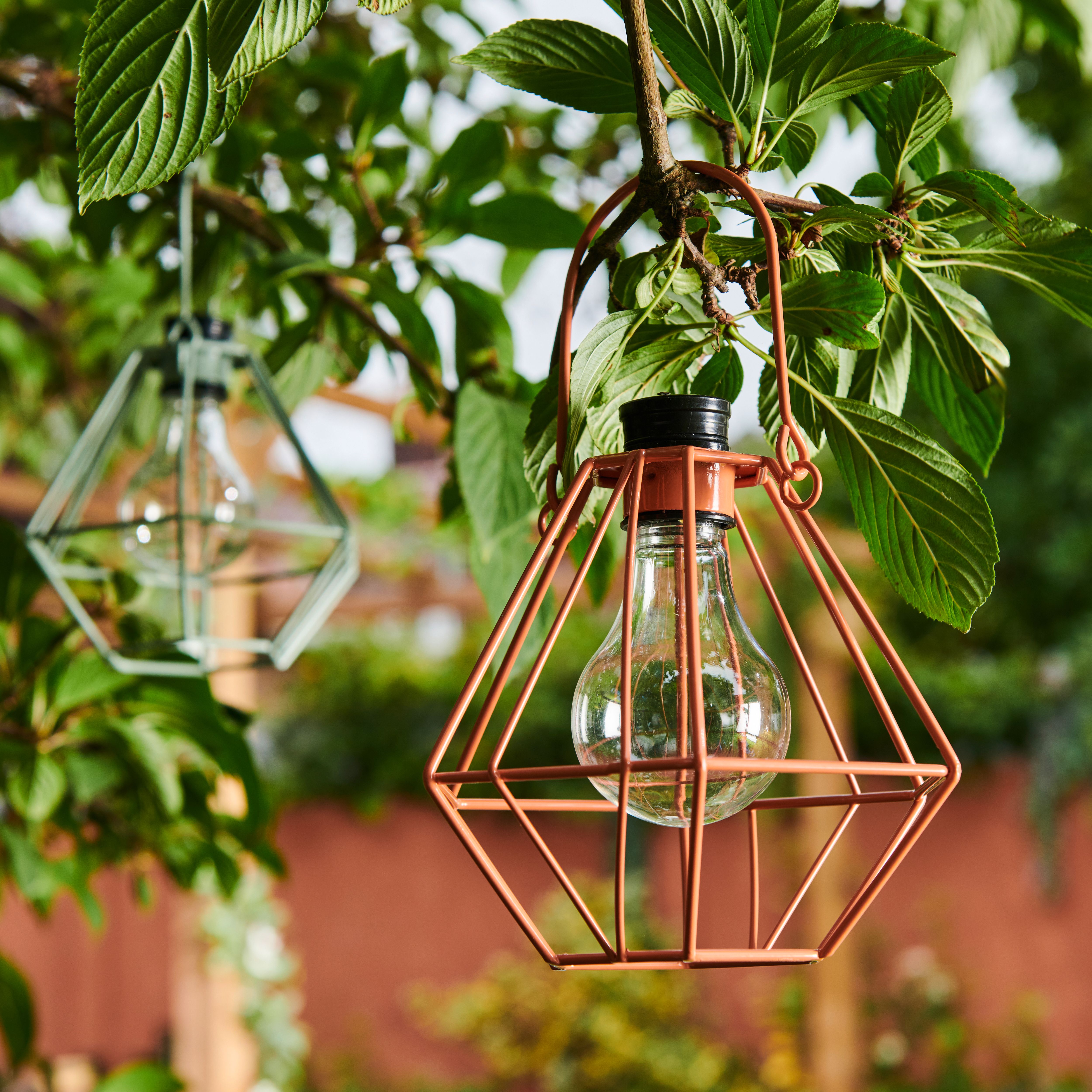 Red Solar-powered Integrated LED Outdoor Mini lantern