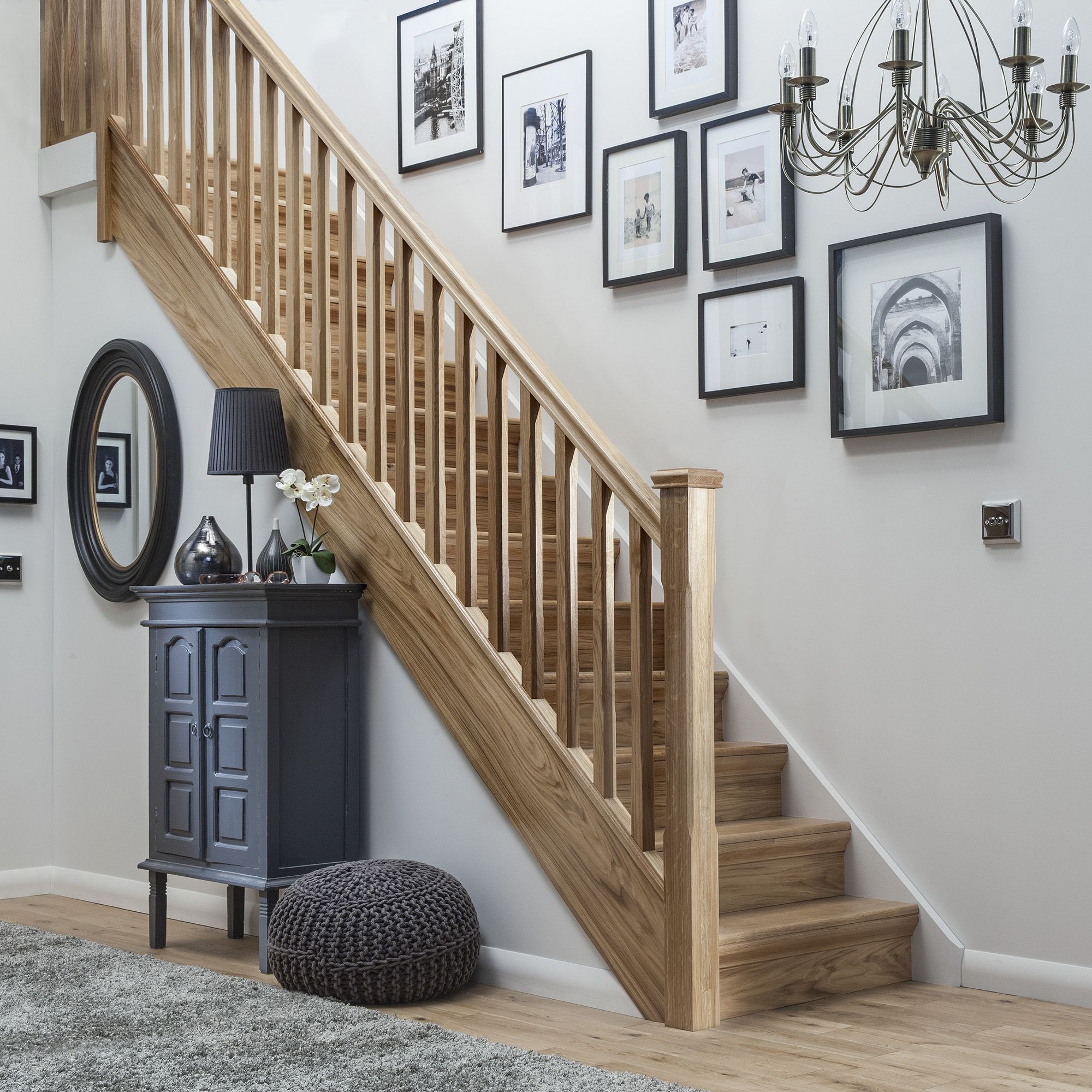 Richard Burbidge Natural Oak Square Spindle (H)900mm (W)41mm