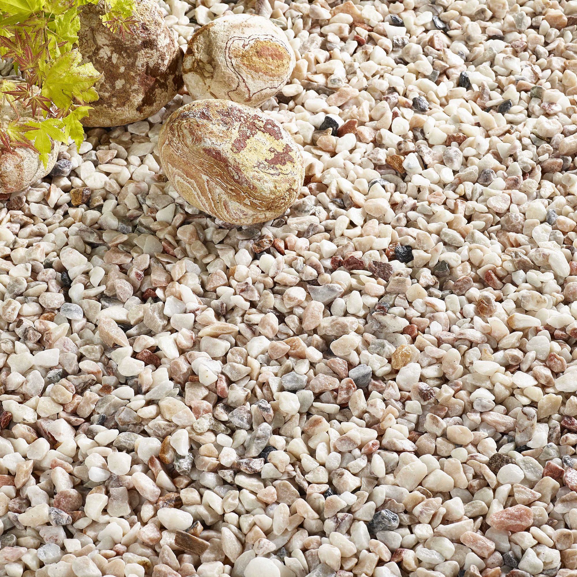 Rose Blush 10-30mm Stone Decorative chippings, Large Bag, 0.4m²