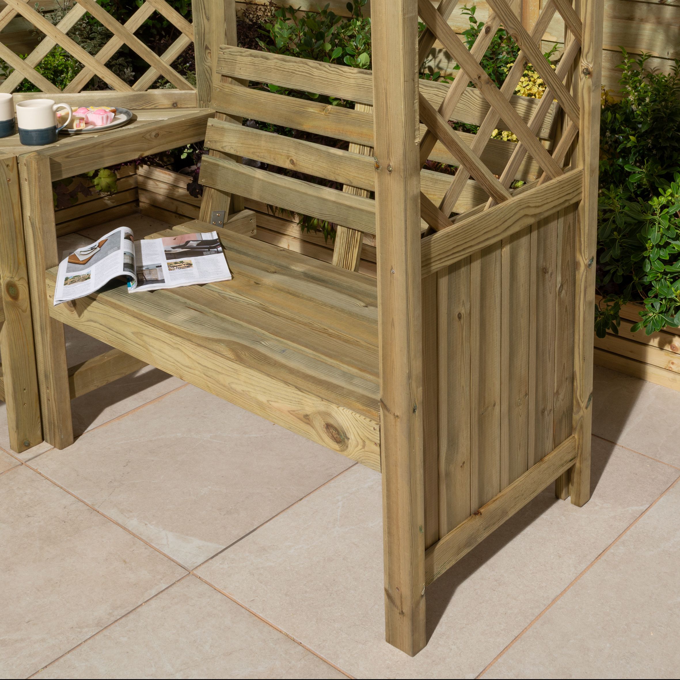 Rowlinson Pemberley Corner arbour, (H)2060mm (W)1880mm (D)1880mm ...