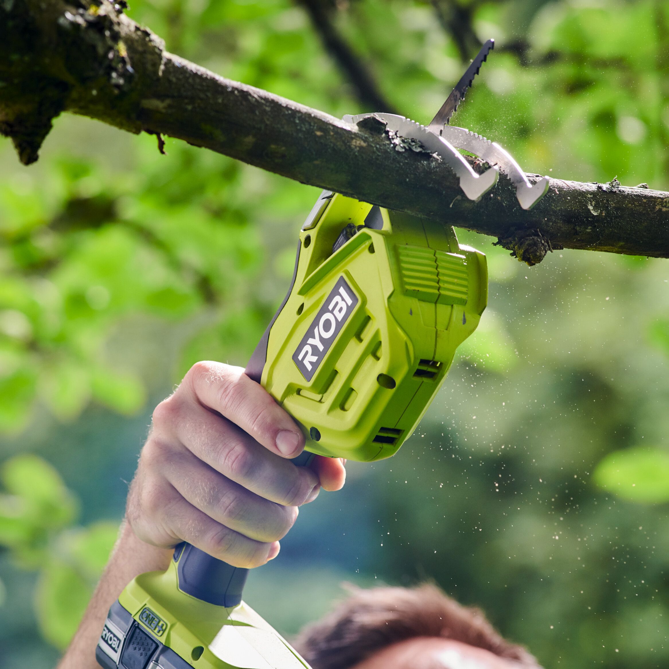 Ryobi 18V RY18PSA-0 Cordless Pruner, 15cm Bar