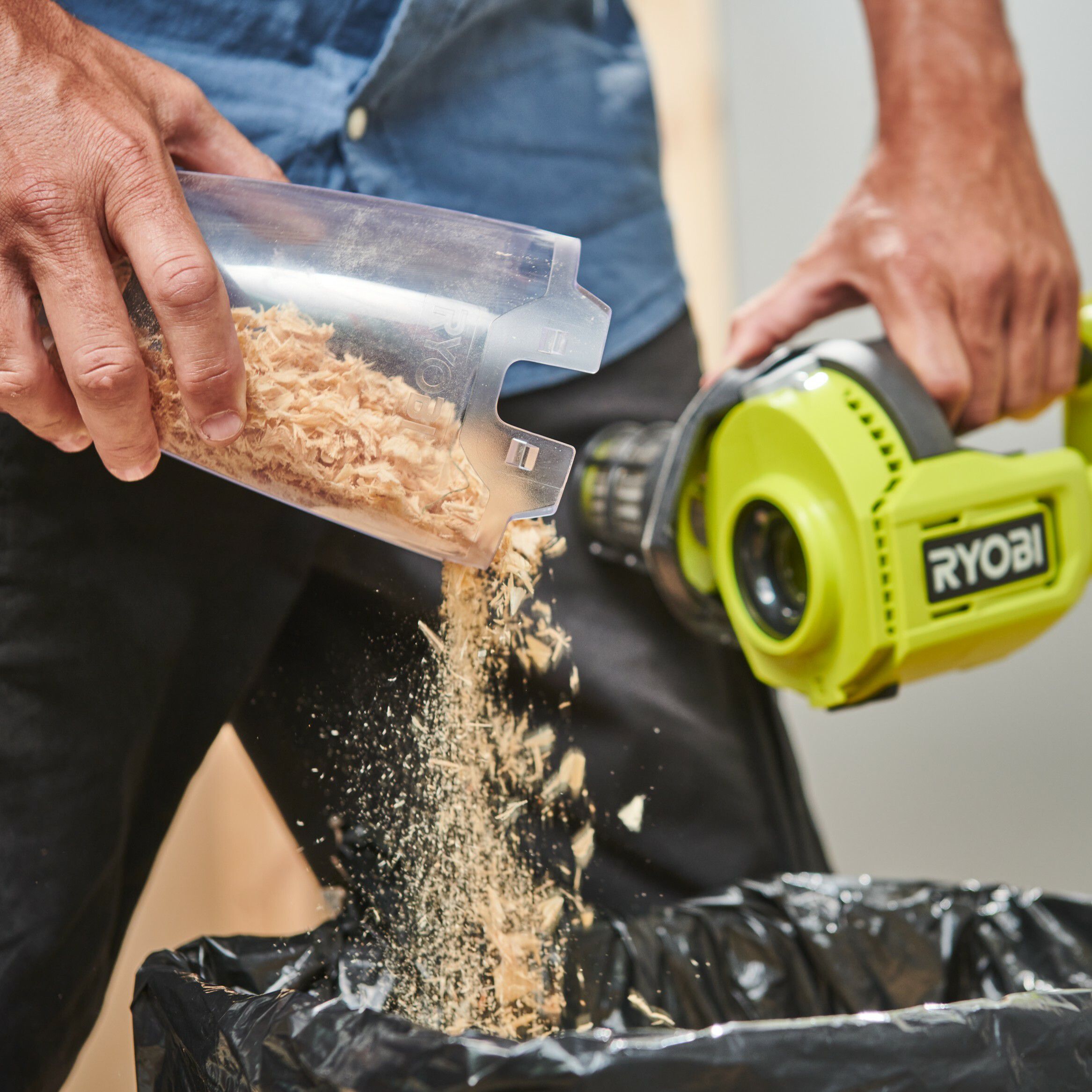 RYOBI ONE+ 18V CORDLESS 0.6L HAND-HELD VACUUM CLEANER (BARE TOOL) - RHV18-0