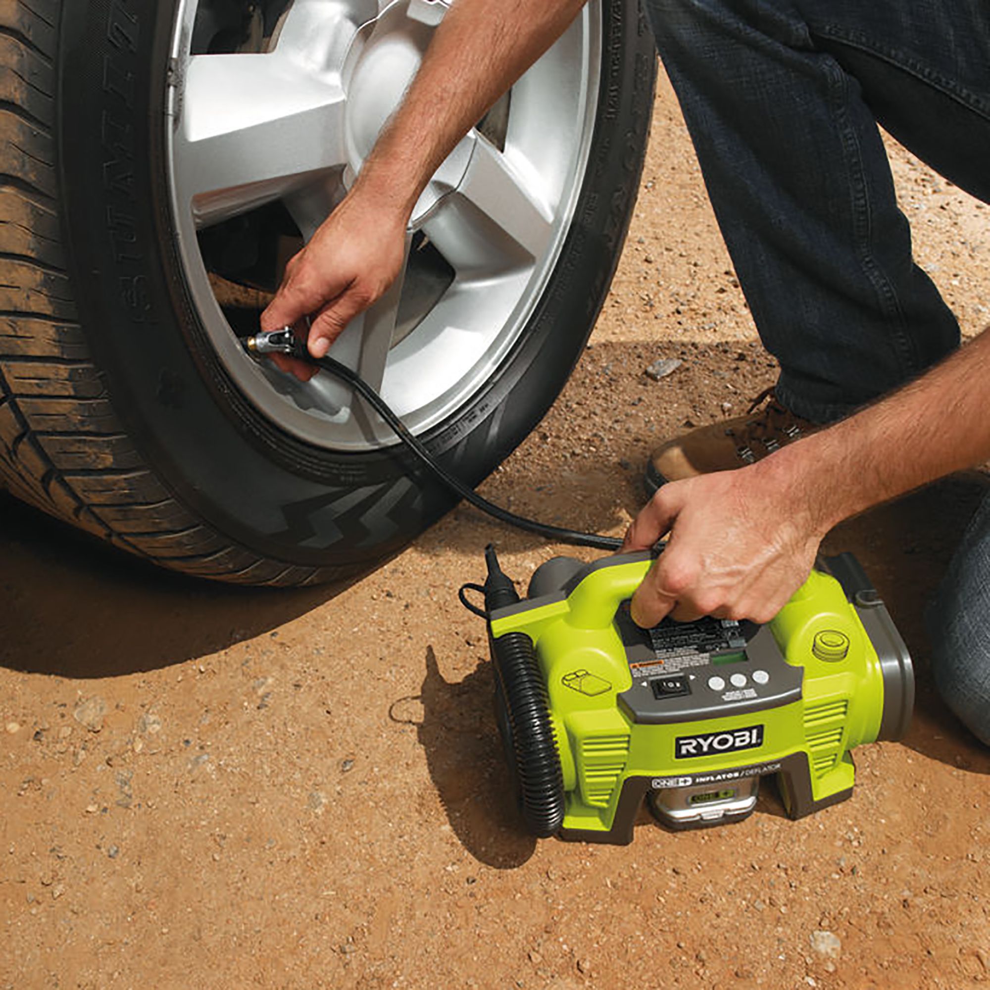 Ryobi One+ 18V Powered tyre compressor