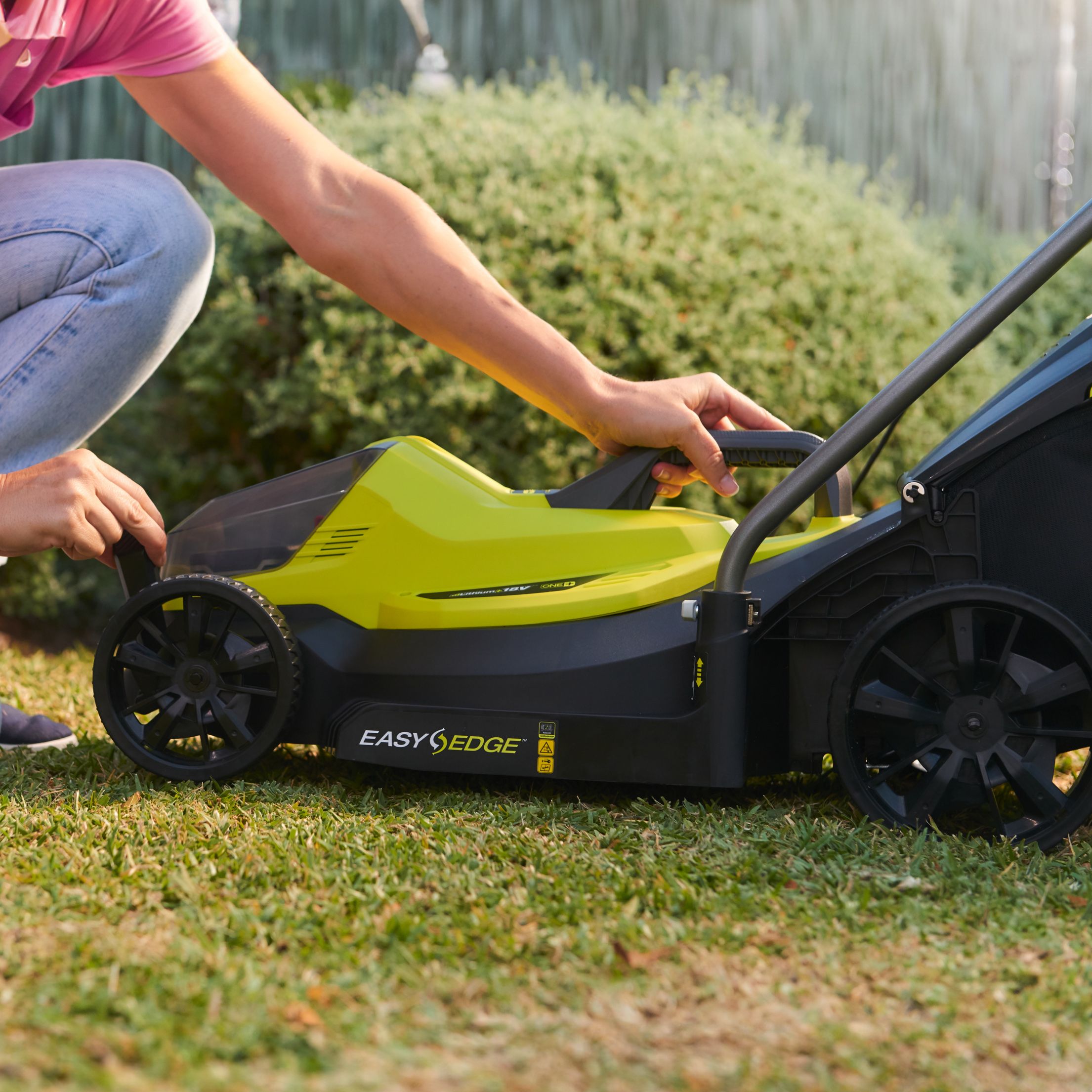 Ryobi olm1833b 18v one+ cordless 33cm lawnmower store