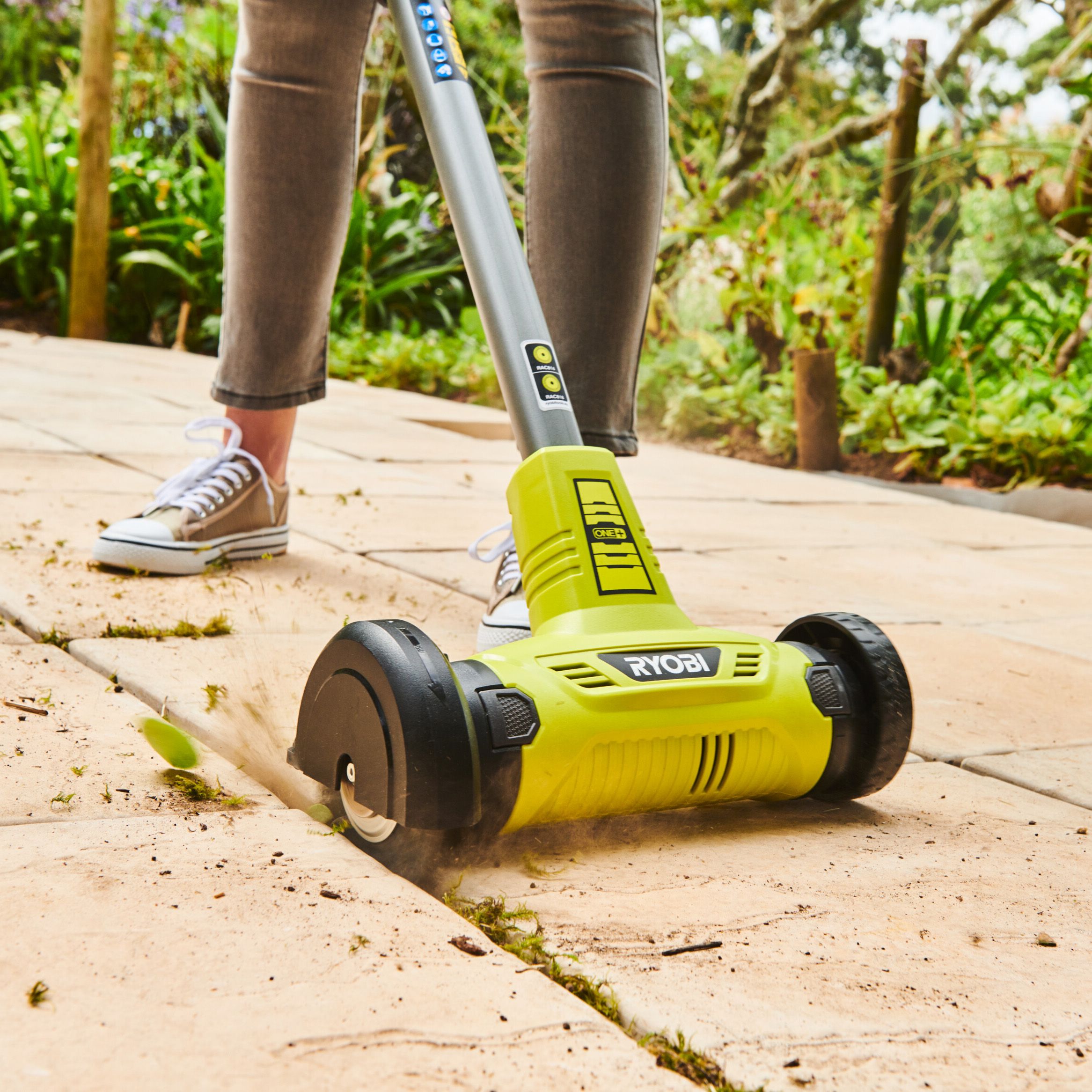 RYOBI RY18PCA-0 PATIO CLEANER WITH WIRE BRUSH