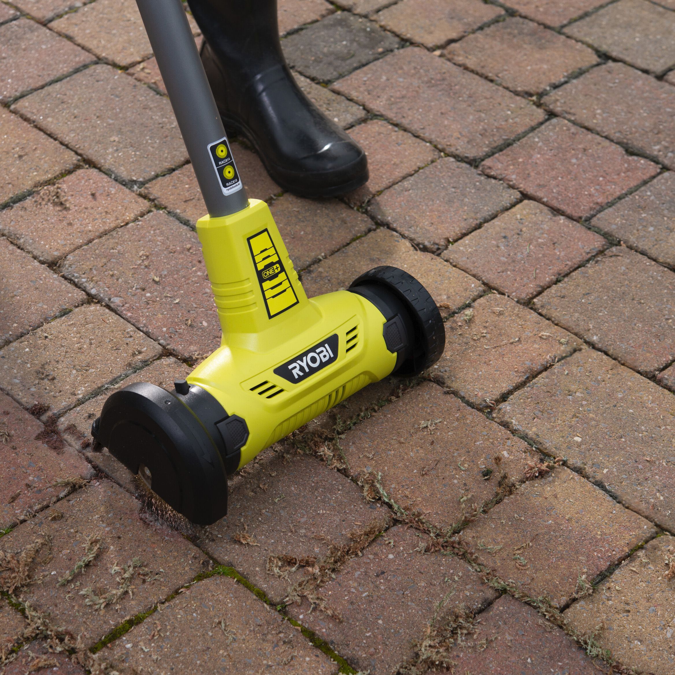 Ryobi RY18PCA-0 Patio cleaner with wire brush