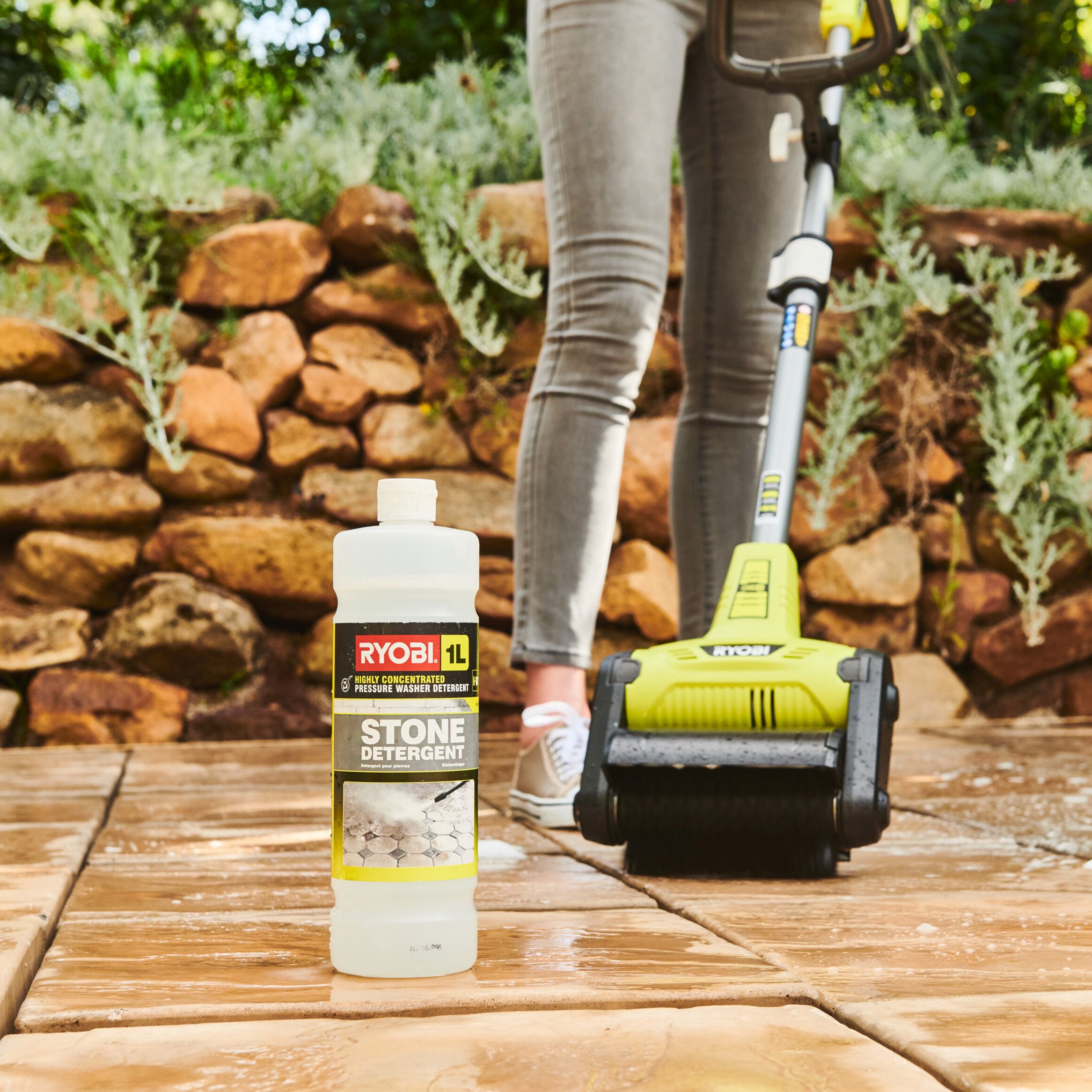 Ryobi RY18PCB-0 Patio cleaner