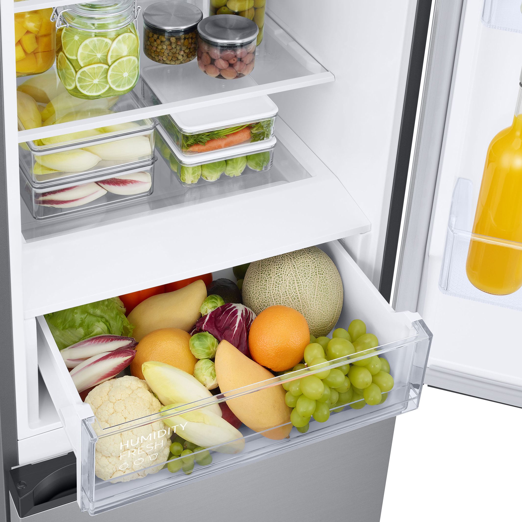 Samsung RB38T602ESA_SI Classic Freestanding Fridge freezer - Silver effect