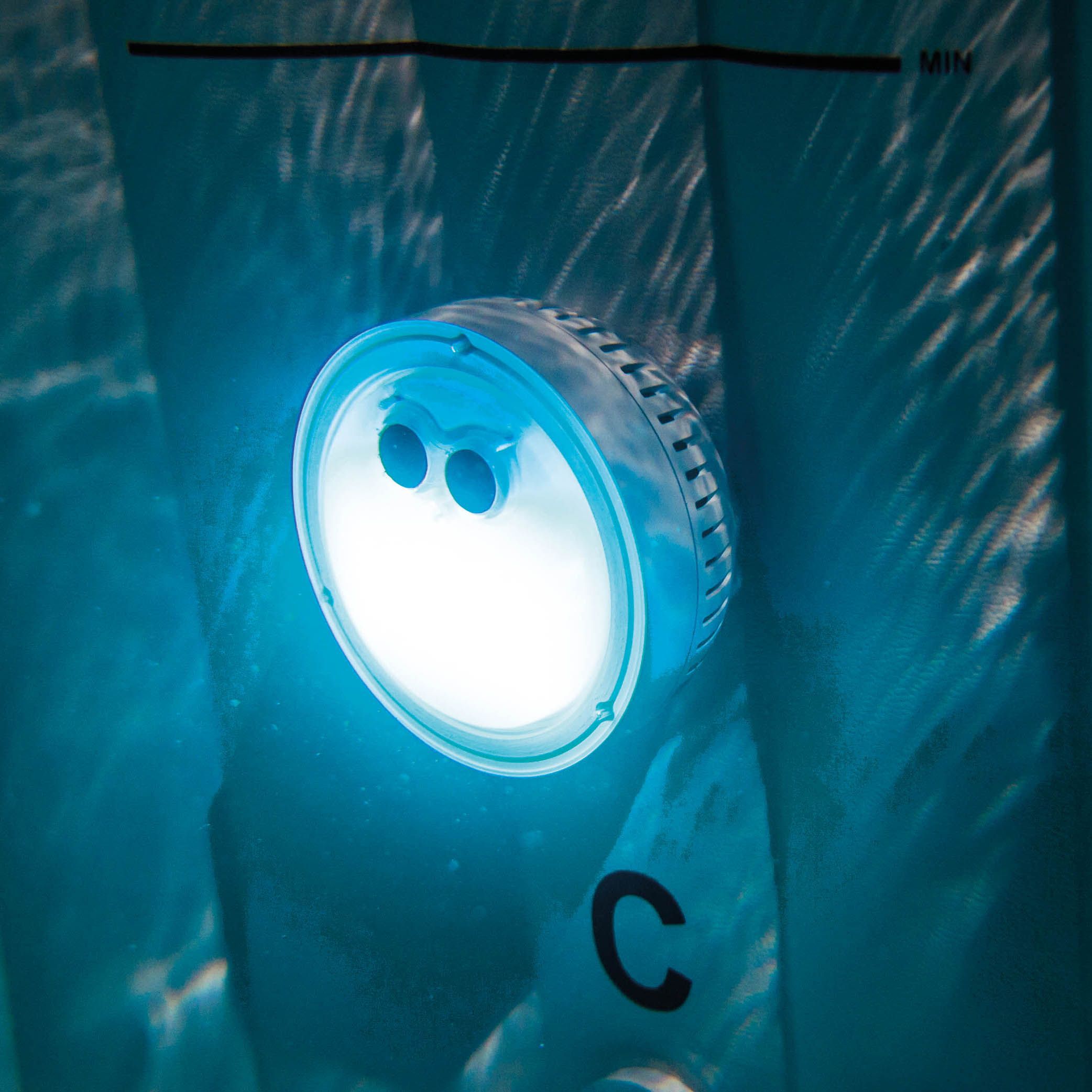 SKIP20B MULTI-COLORED BATTERY LED LIGHT | DIY at B&Q