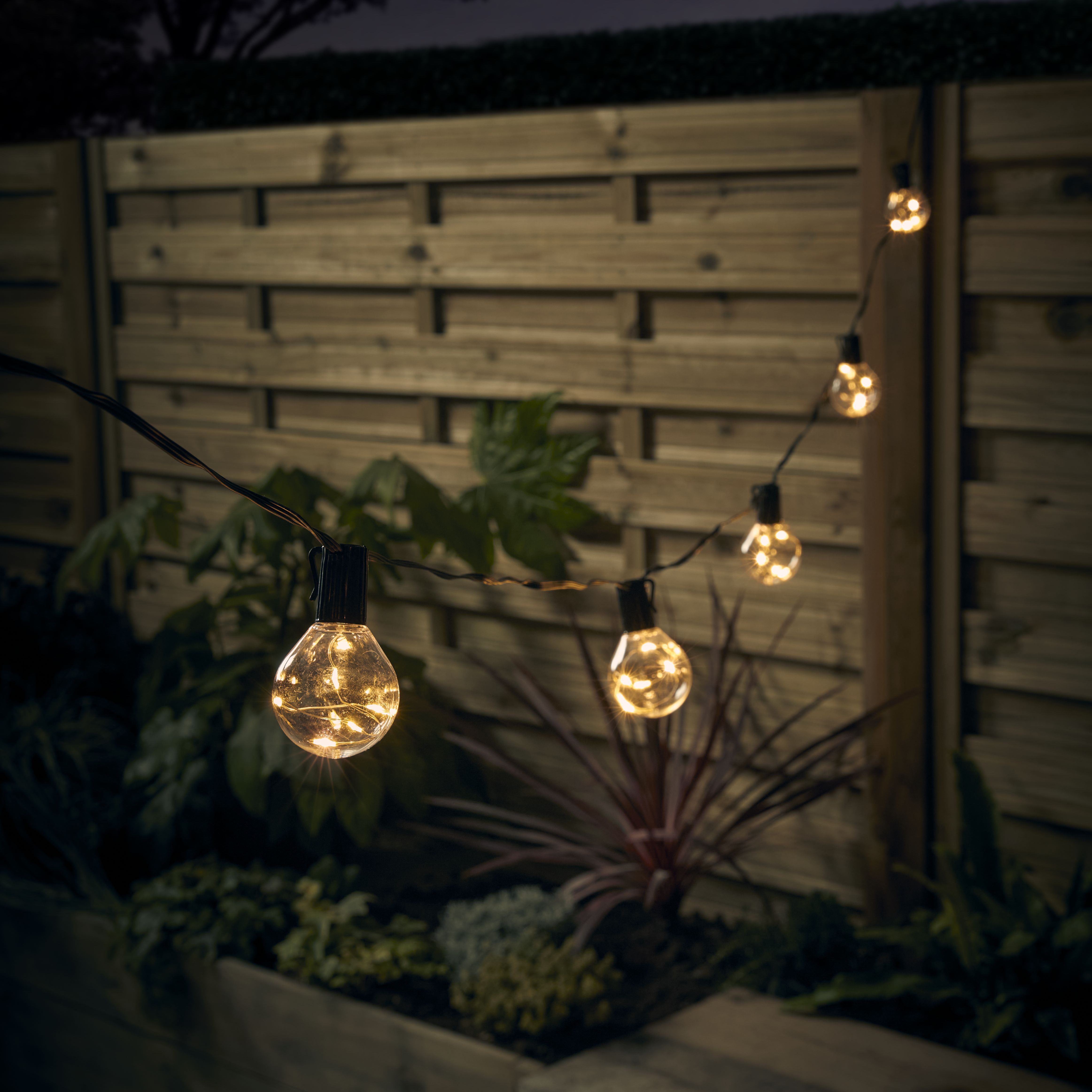 Smart Garden Firefly Festoon Mains-powered (plug-in & wired) Warm white ...