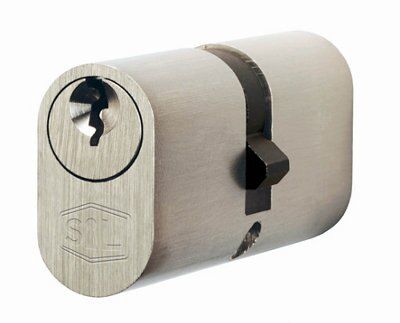 Smith & Locke 70mm Nickel effect Oval double cylinder lock | DIY at B&Q