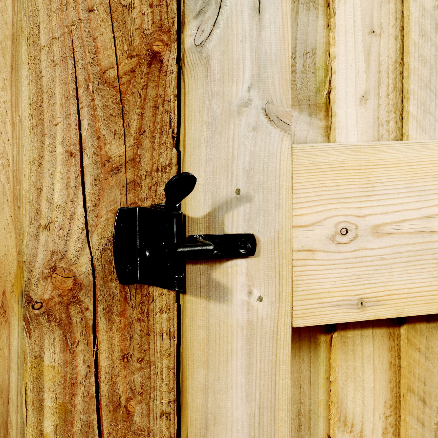 Smith & Locke Black Steel Auto gate latch, (L)120mm