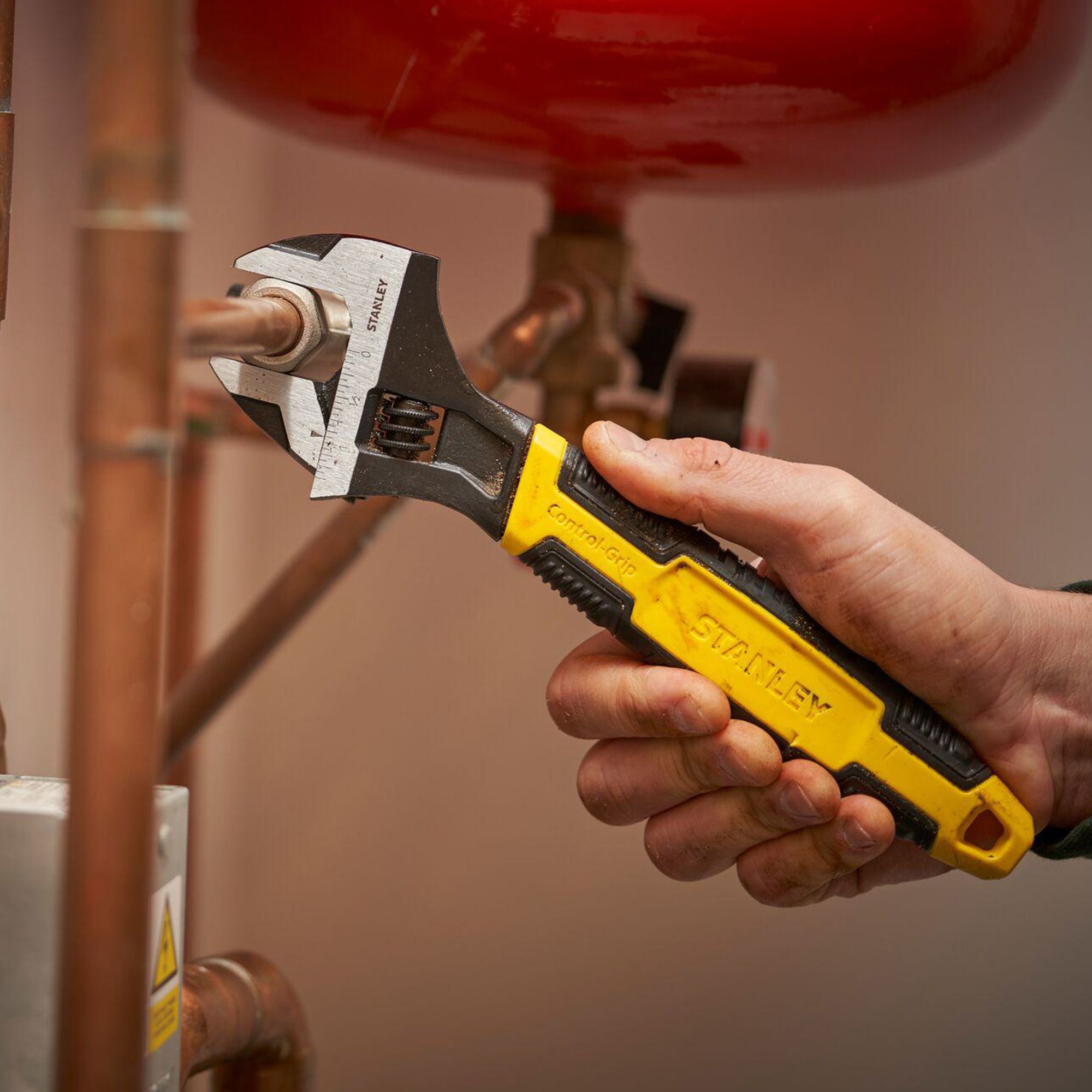 Stanley 220mm Adjustable wrench