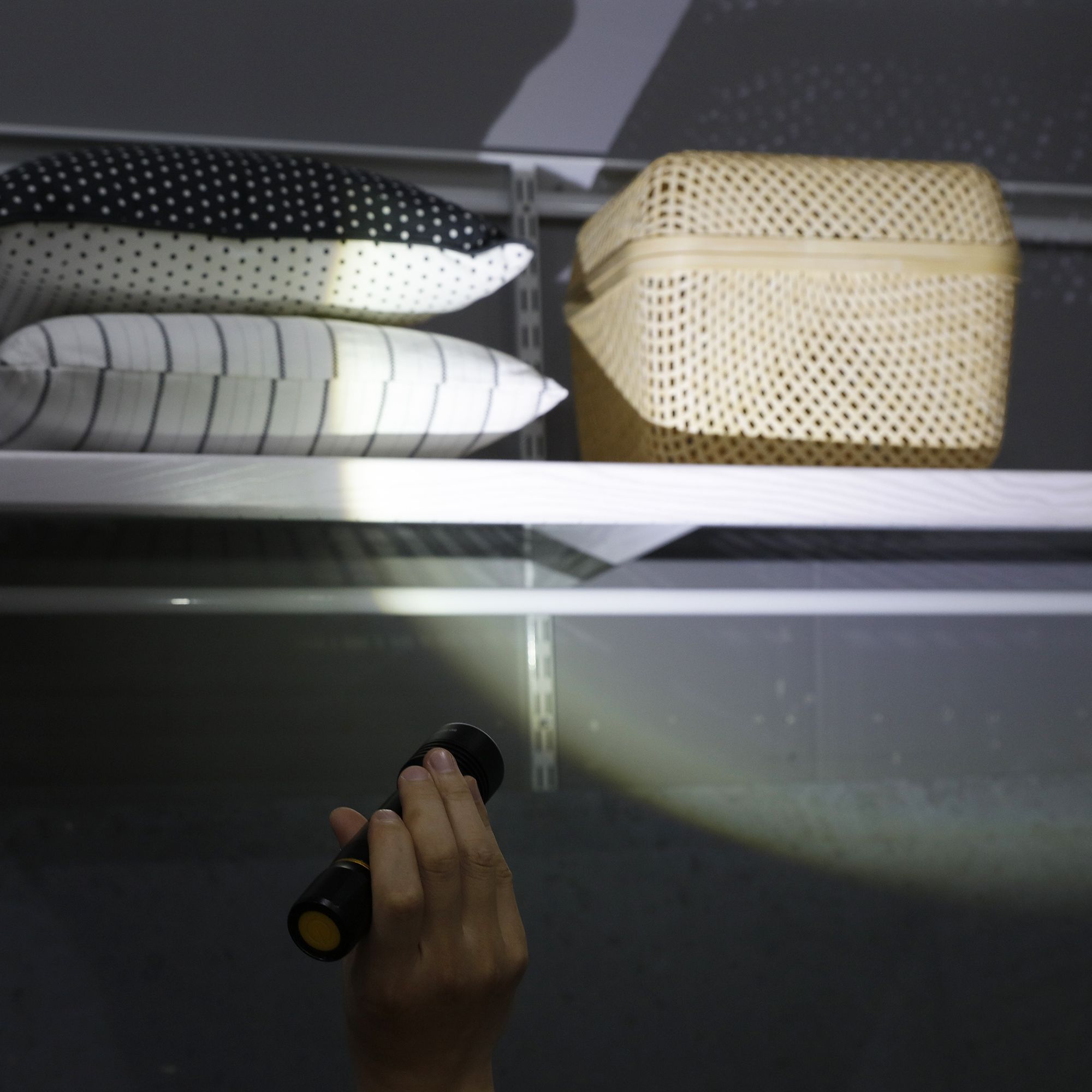 Stanley Black Rechargeable 600lm LED Battery-powered Torch