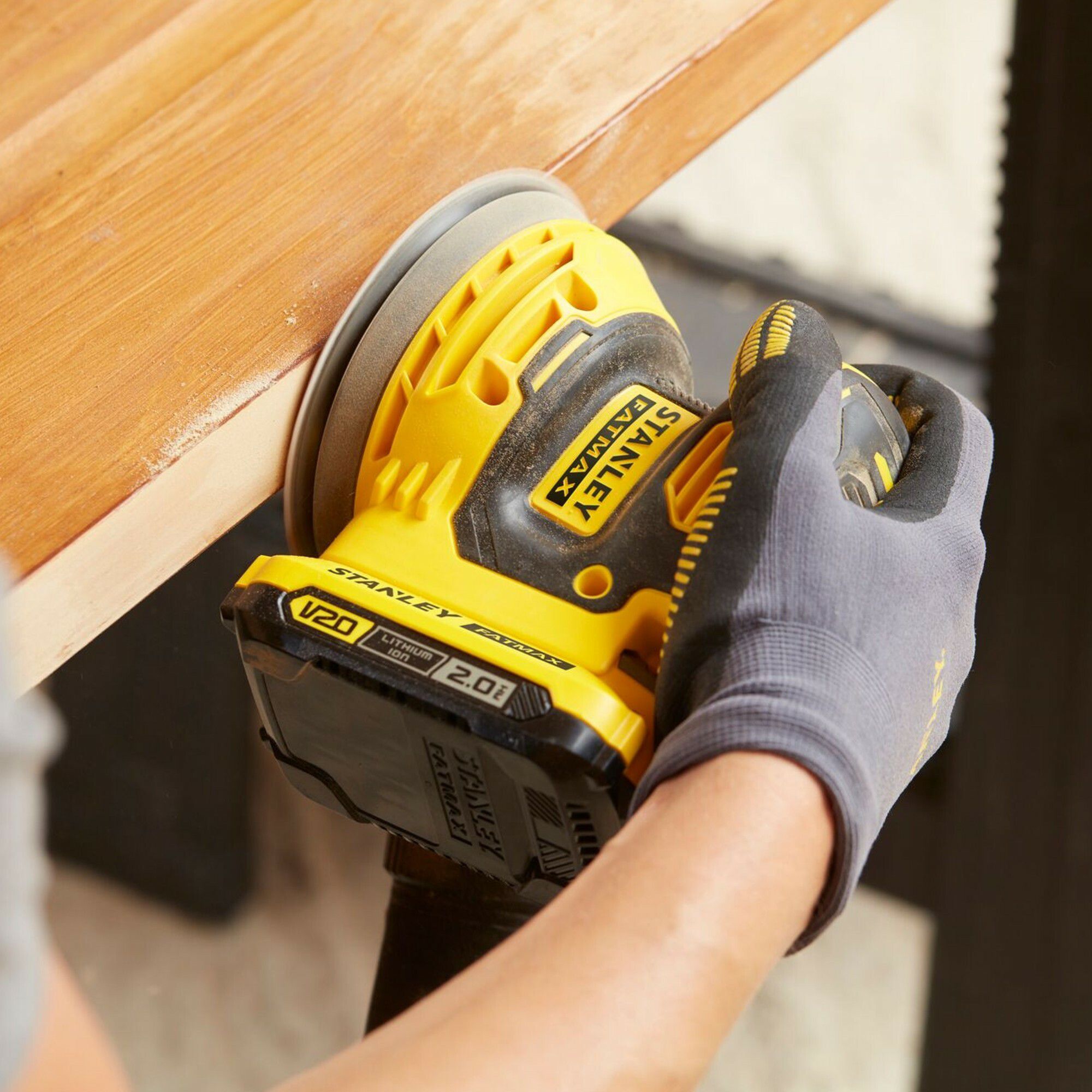 Stanley FatMax 18V 125mm 2 Li-ion V20 Cordless Random orbit sander ...