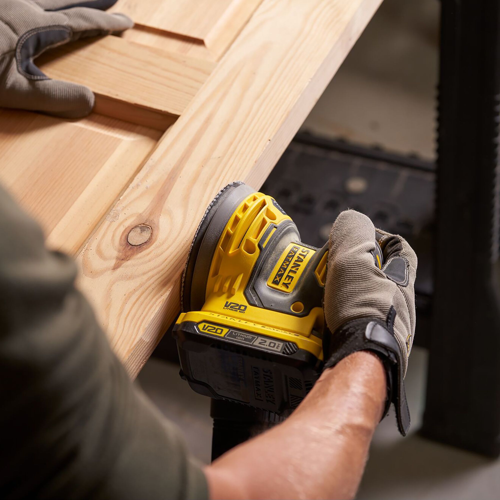 Stanley FatMax 18V 125mm 2 Li-ion V20 Cordless Random orbit sander ...