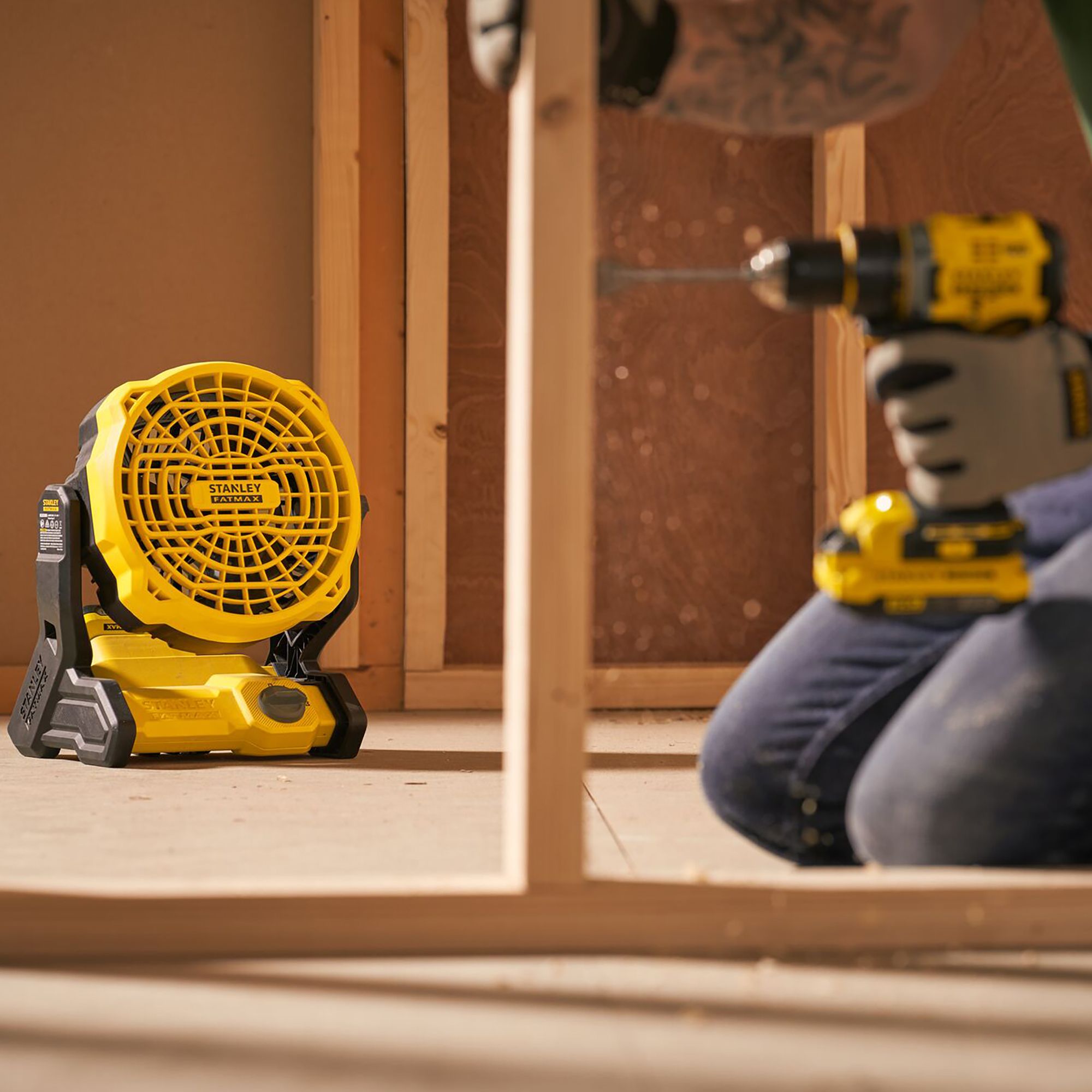 Stanley FatMax 18V 7" Cordless Fan (Bare Tool) - SFMCE001B-XJ