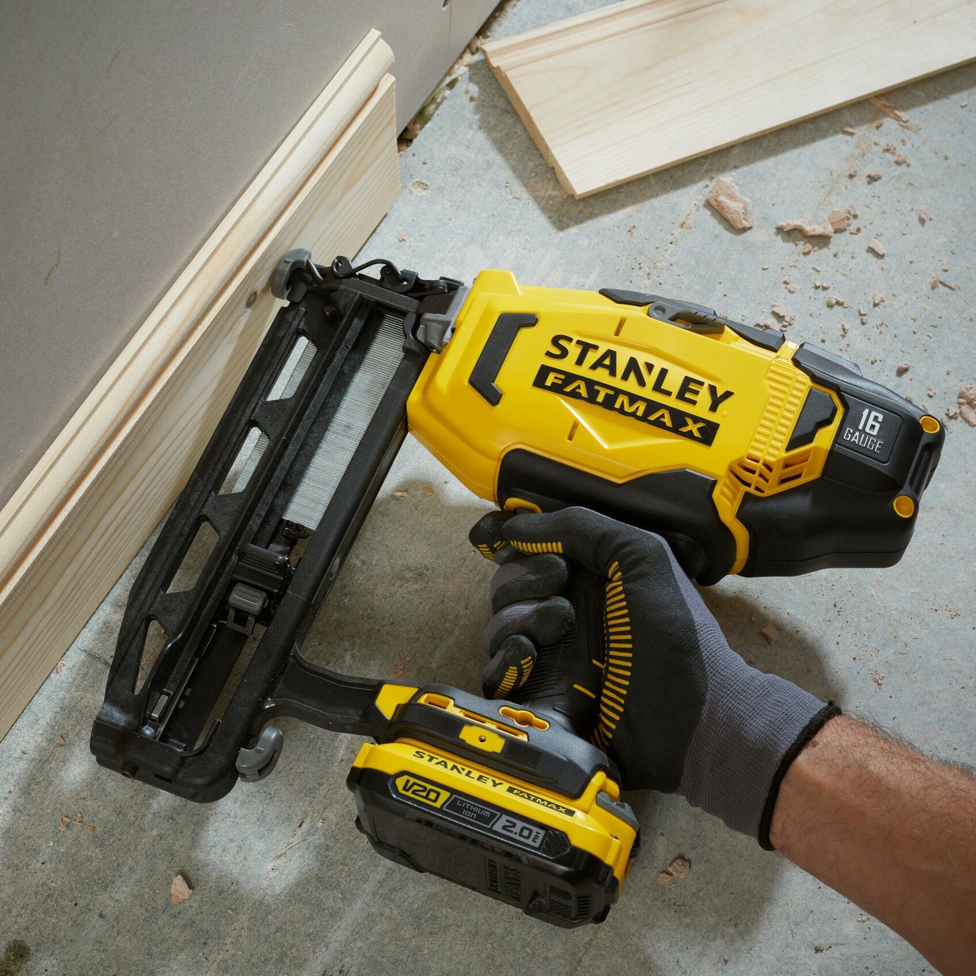 Stanley FatMax 64mm 18V Li-ion V20 Second fix Cordless Nail gun (Bare ...