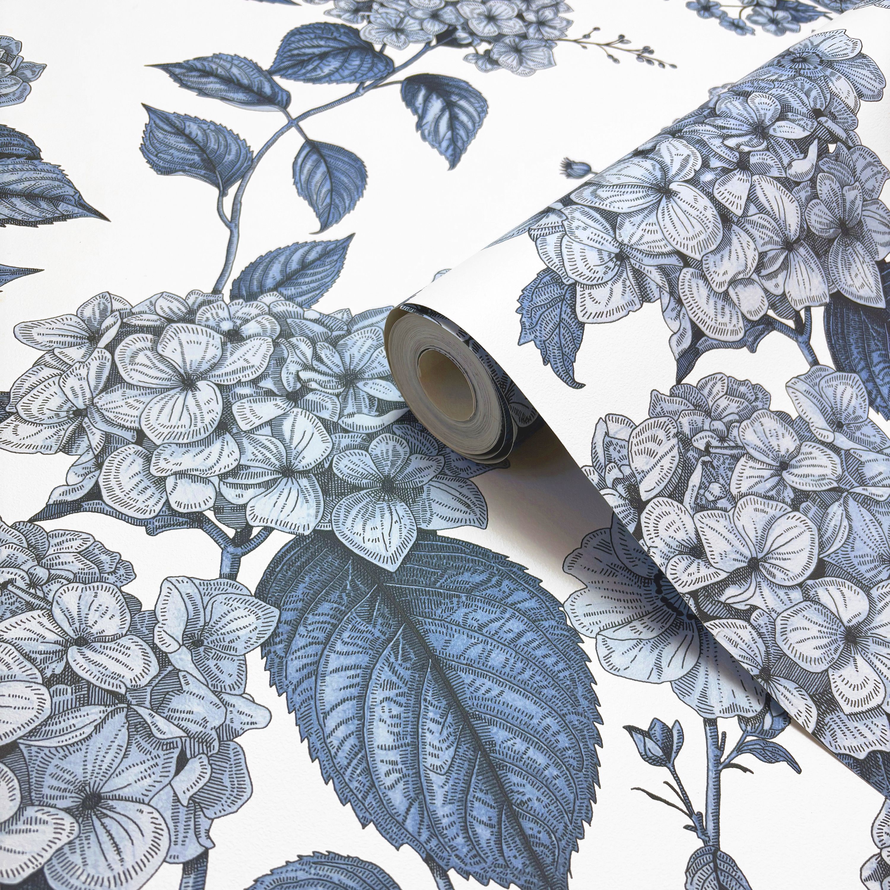 Statement Blue & White Hydrangea Smooth Wallpaper