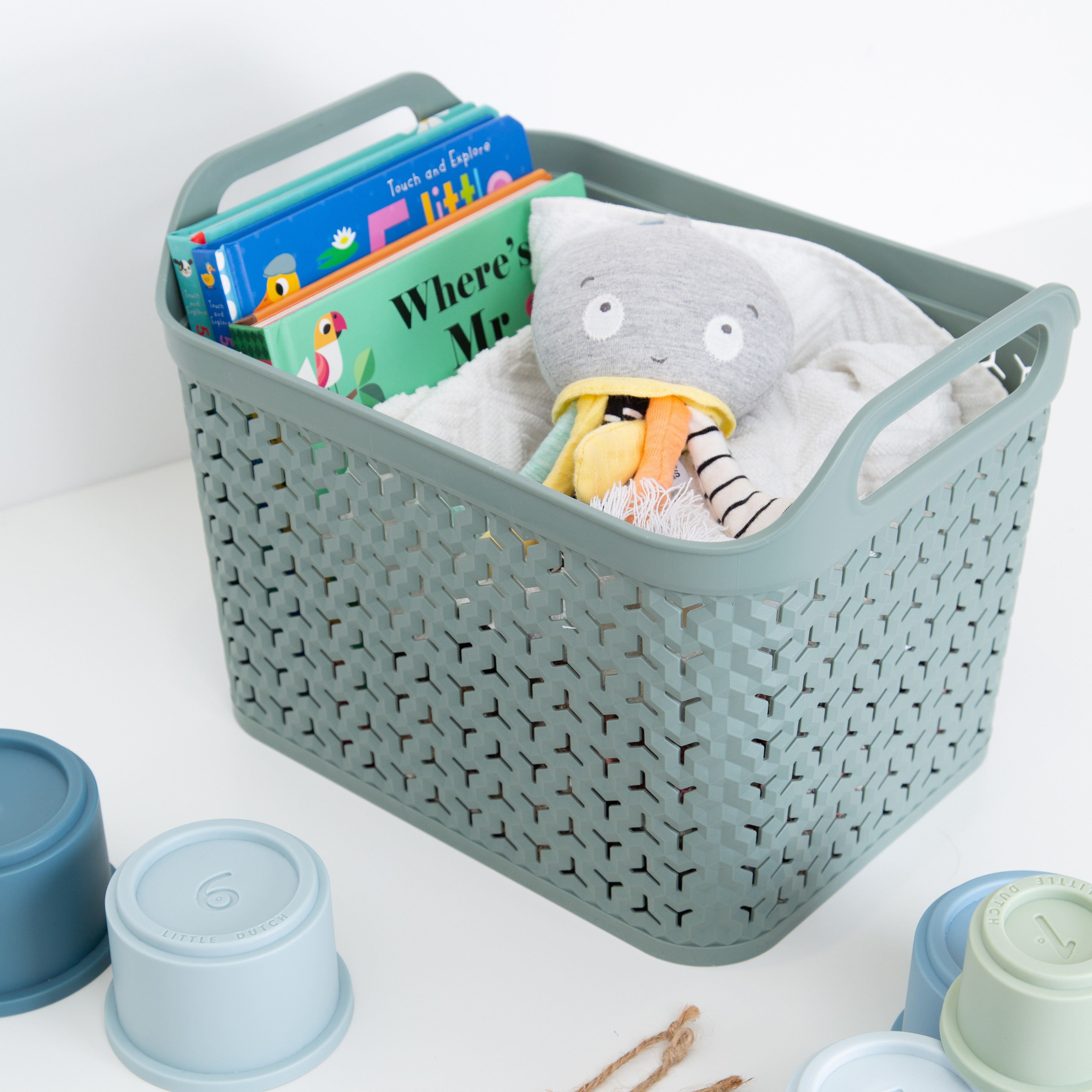 Strata Urban Sage green Plastic Large Stackable Storage basket & Lid (H ...