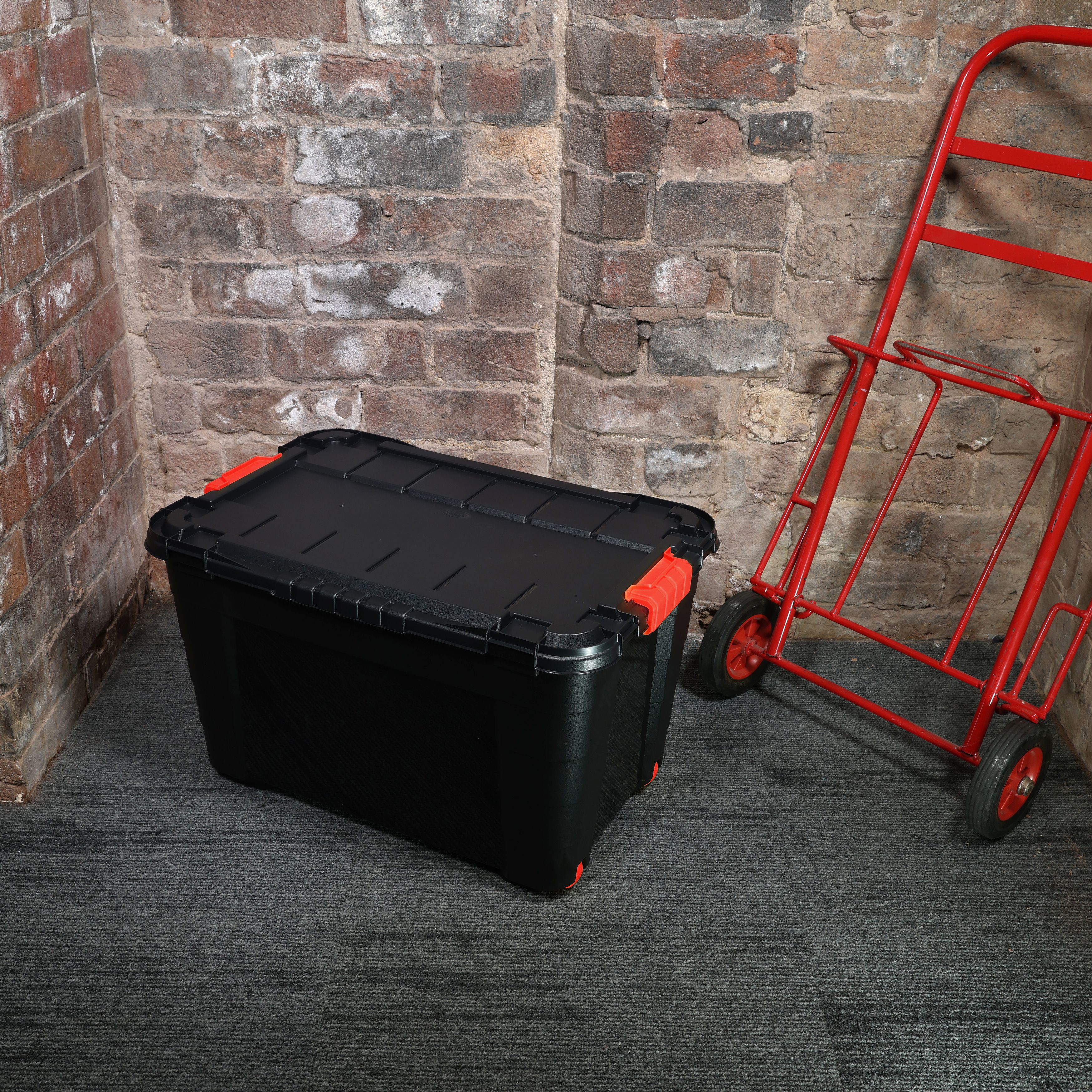 Tontarelli Flip & Store Black 60L Stackable Wheeled Storage box with Lid