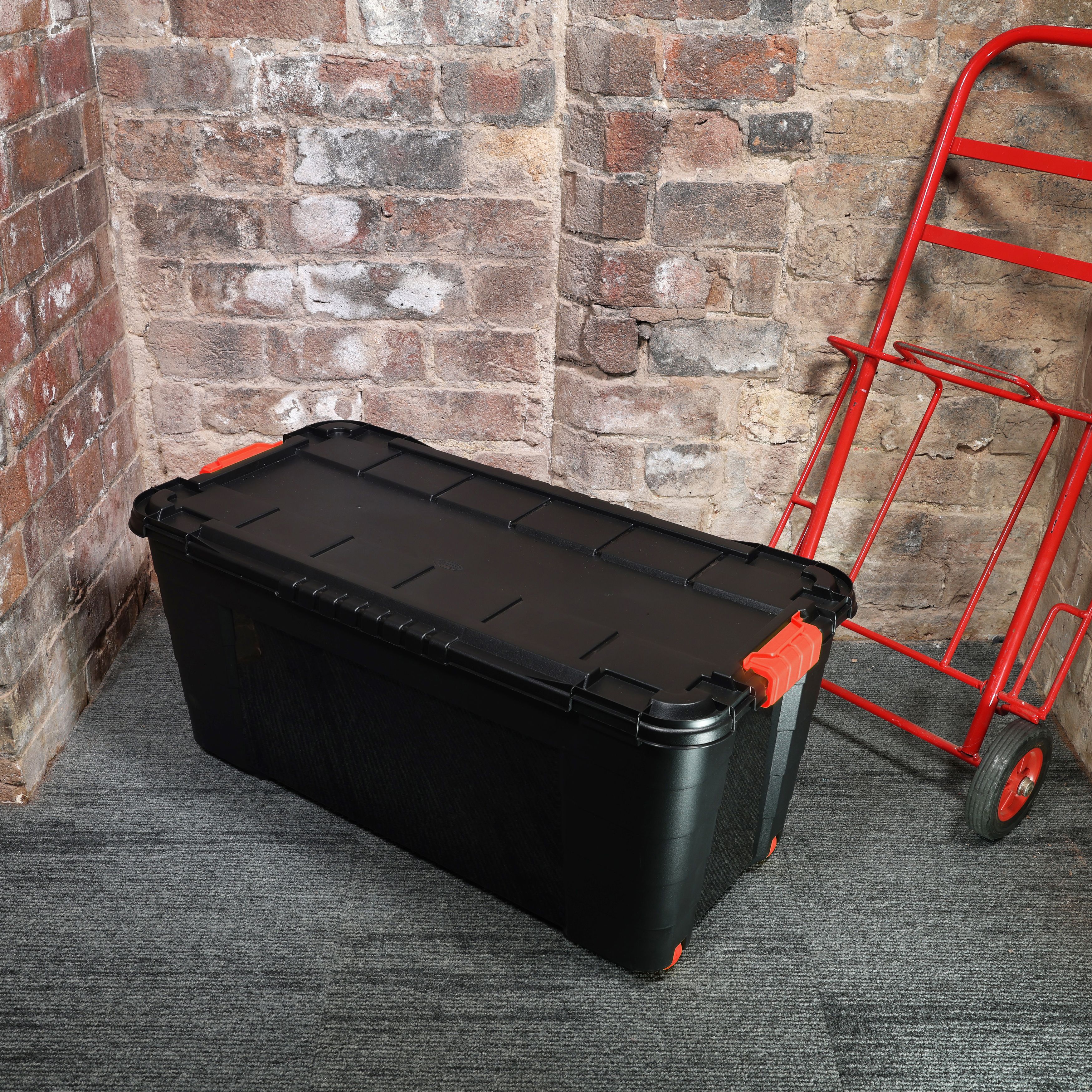 Tontarelli Flip & Store Black 80L Stackable Wheeled Storage box with Lid