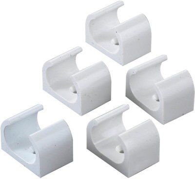 Tower Oval 16mm Conduit clip, Pack of 5 | DIY at B&Q
